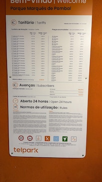 O estacionamento fica ao lado do Ibis, mas a saída de pedestres é dentro do parque. Dependendo do horário de chegada, pode ser um pouco estressante encontrar o hotel depois de estacionar.
