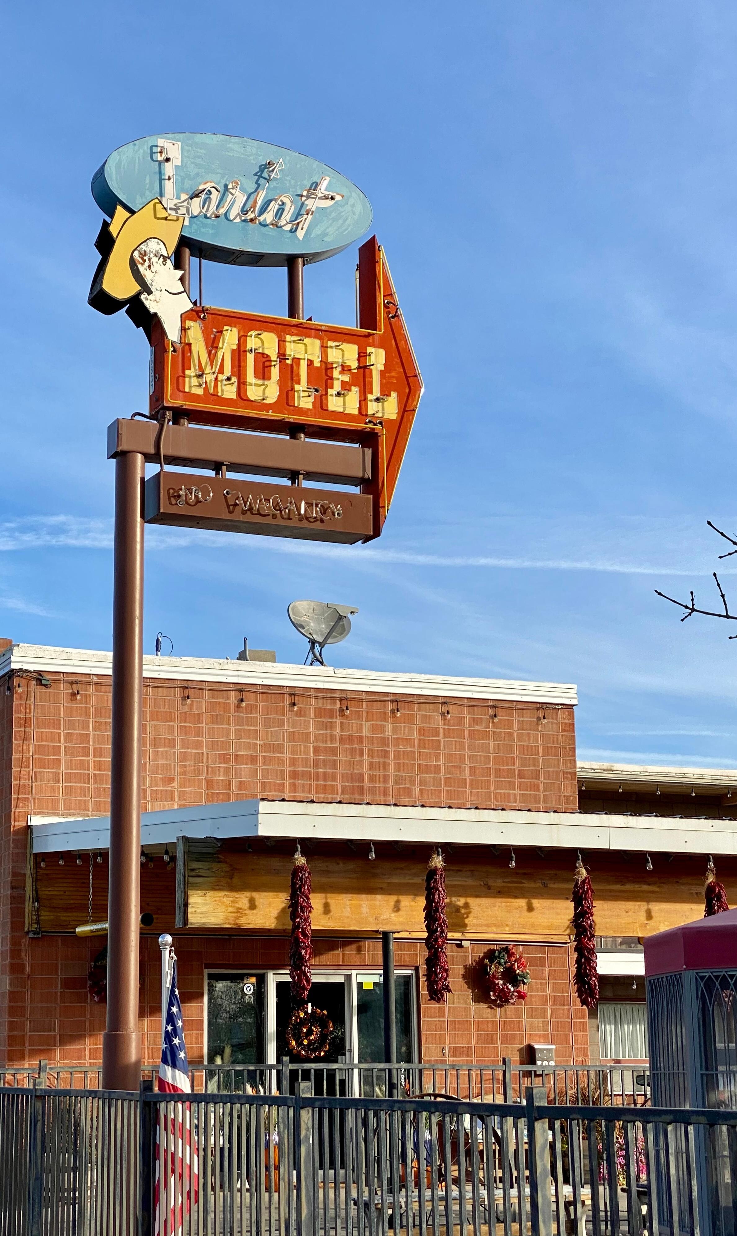 Lariat Motel in Hardin: Find Hotel Reviews, Rooms, and Prices on Hotels.com