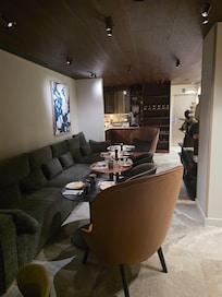 작은식당이지만 깔끔하고 음식도 맛있음