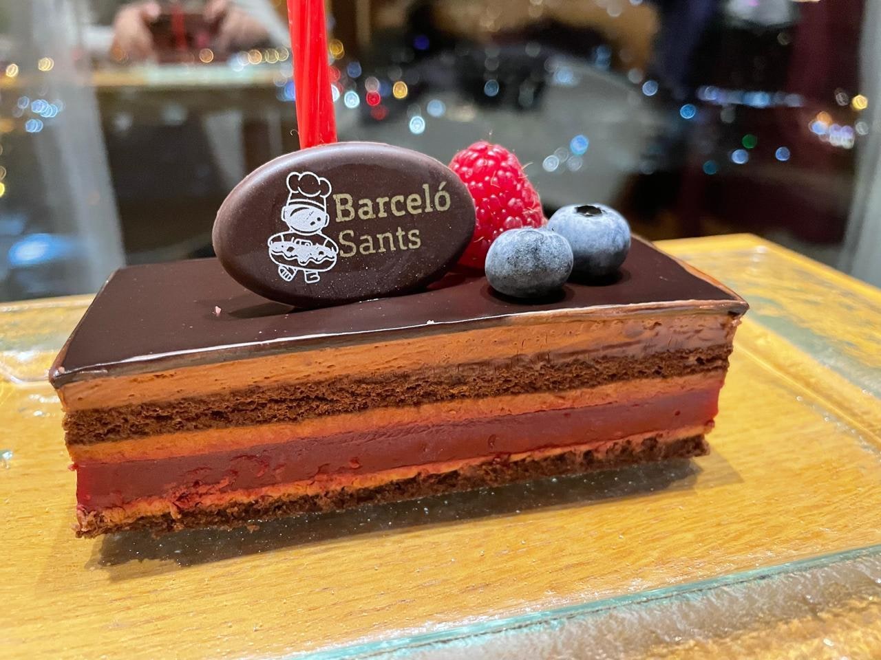 Bolo lindo e gostoso, surpresa de aniversário!!! 