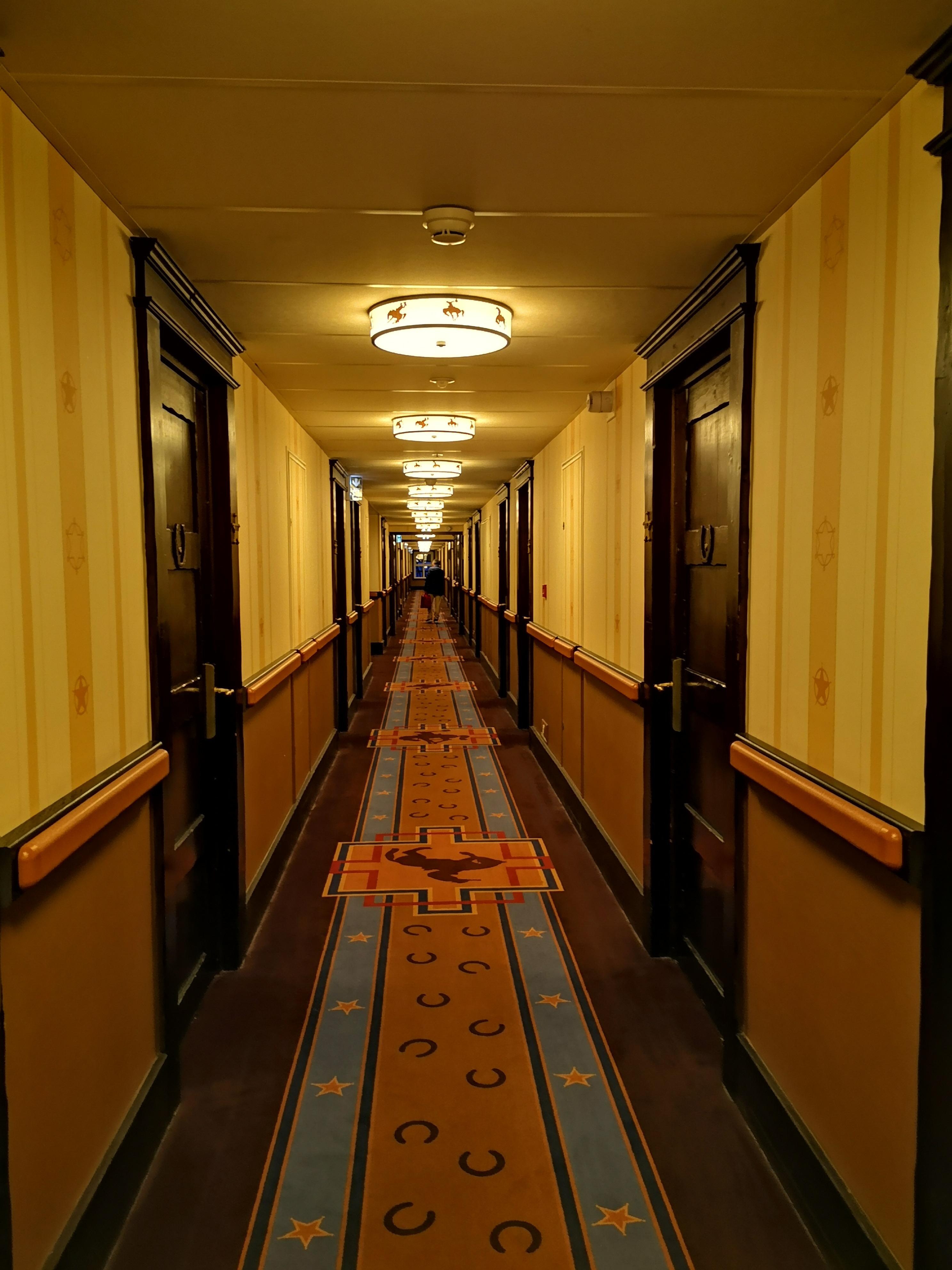 Disney Hotel Cheyenne - Paris, France | Hotels.com