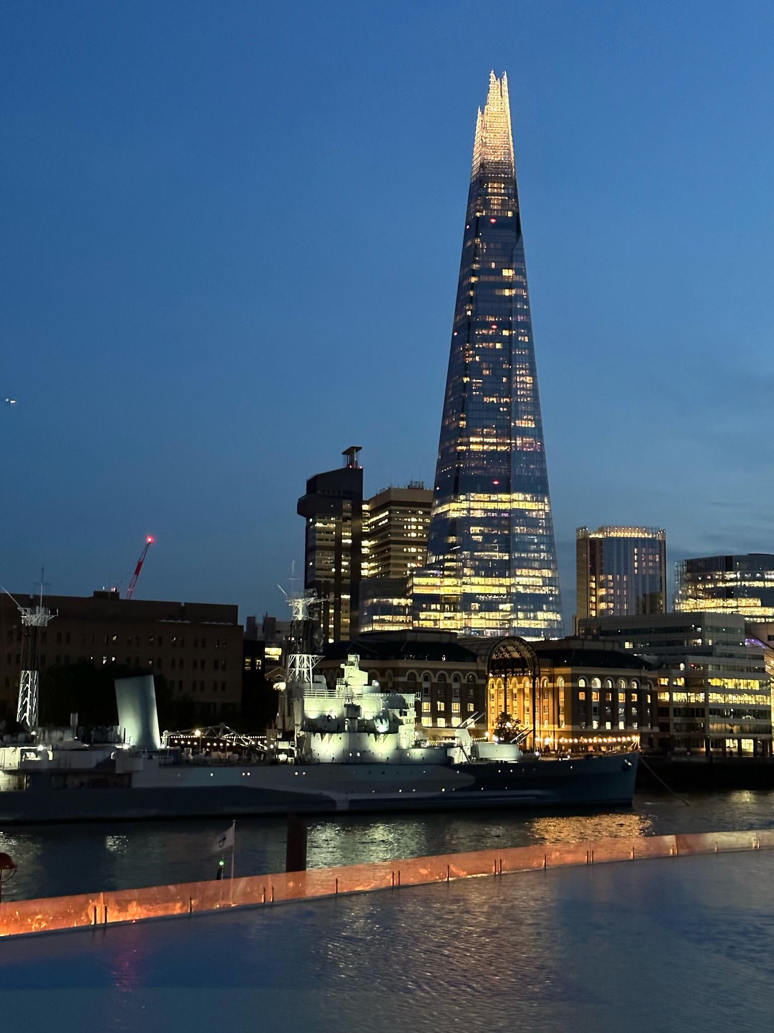 Cheval Three Quays, London: Info, Photos, Reviews | Book at Hotels.com