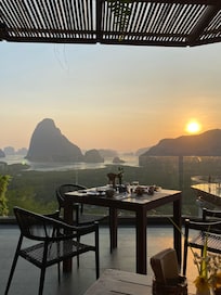 Breakfast spot