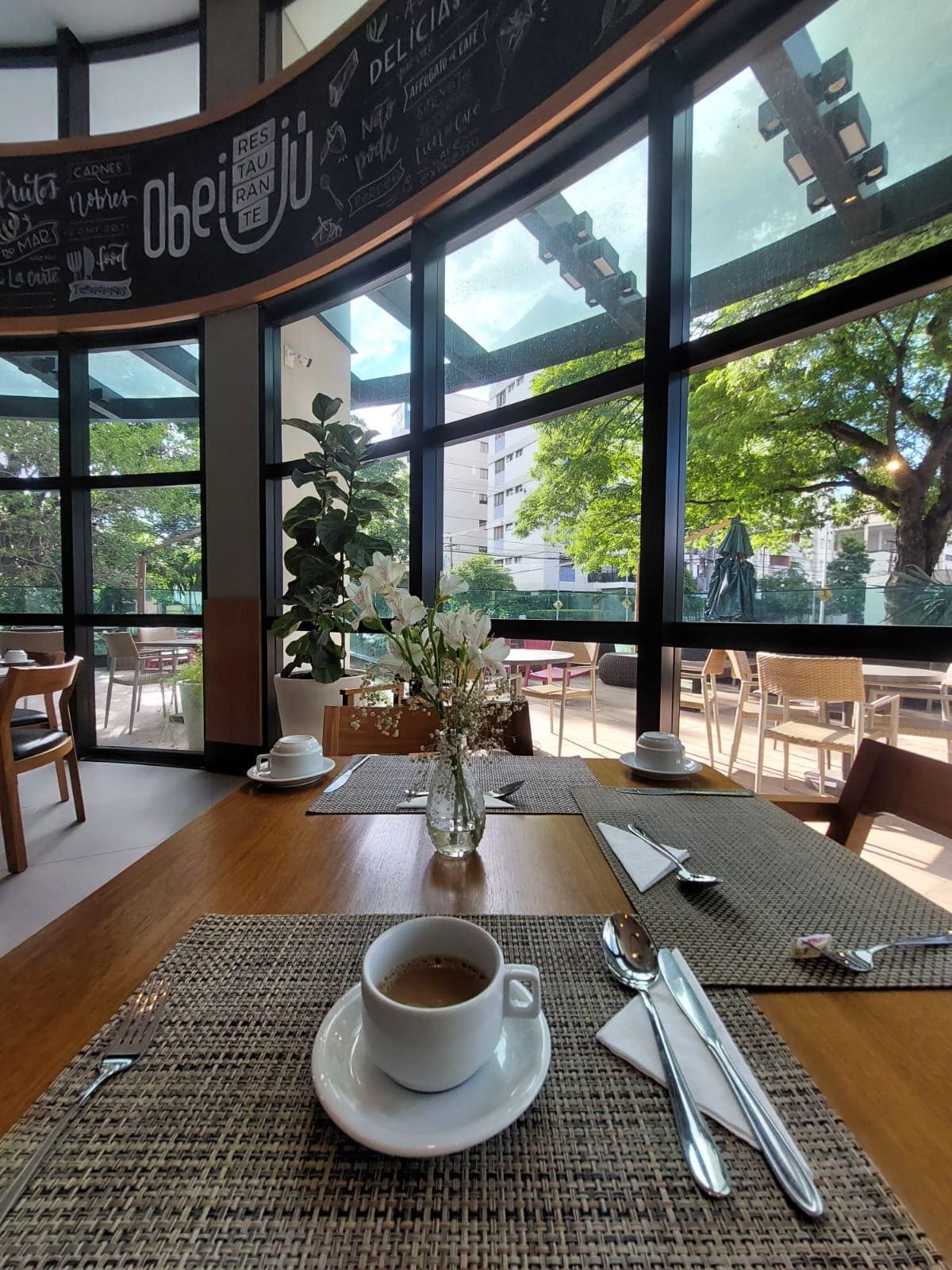 Ambiente do café da manhã lindo!