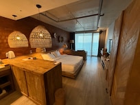 노마드 스탠다드입니다