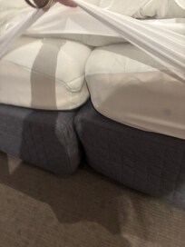 2 single beds pushed together