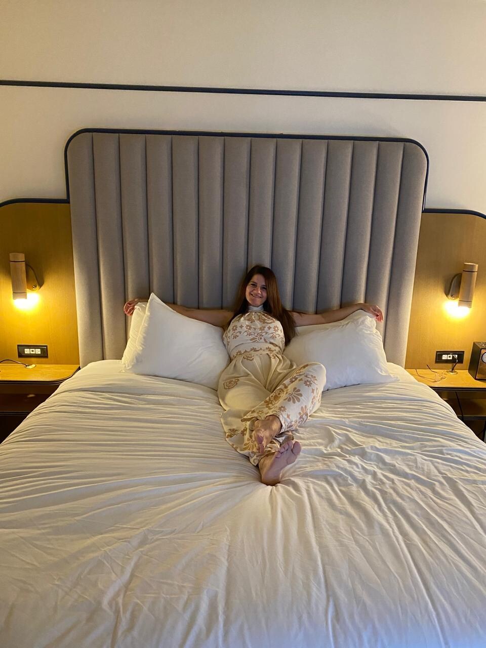 Cama King muito confortável e limpa.
