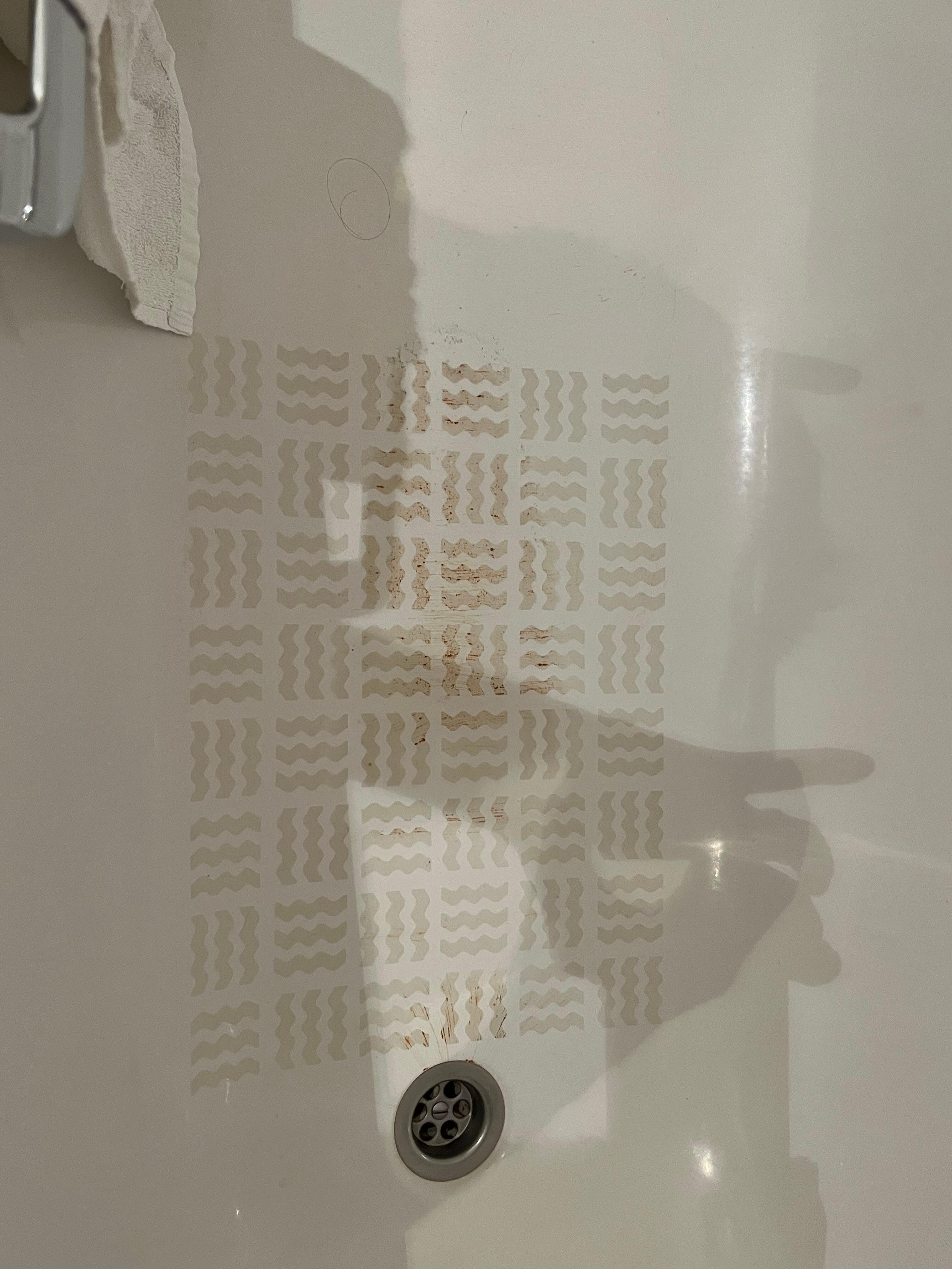 Stained bath