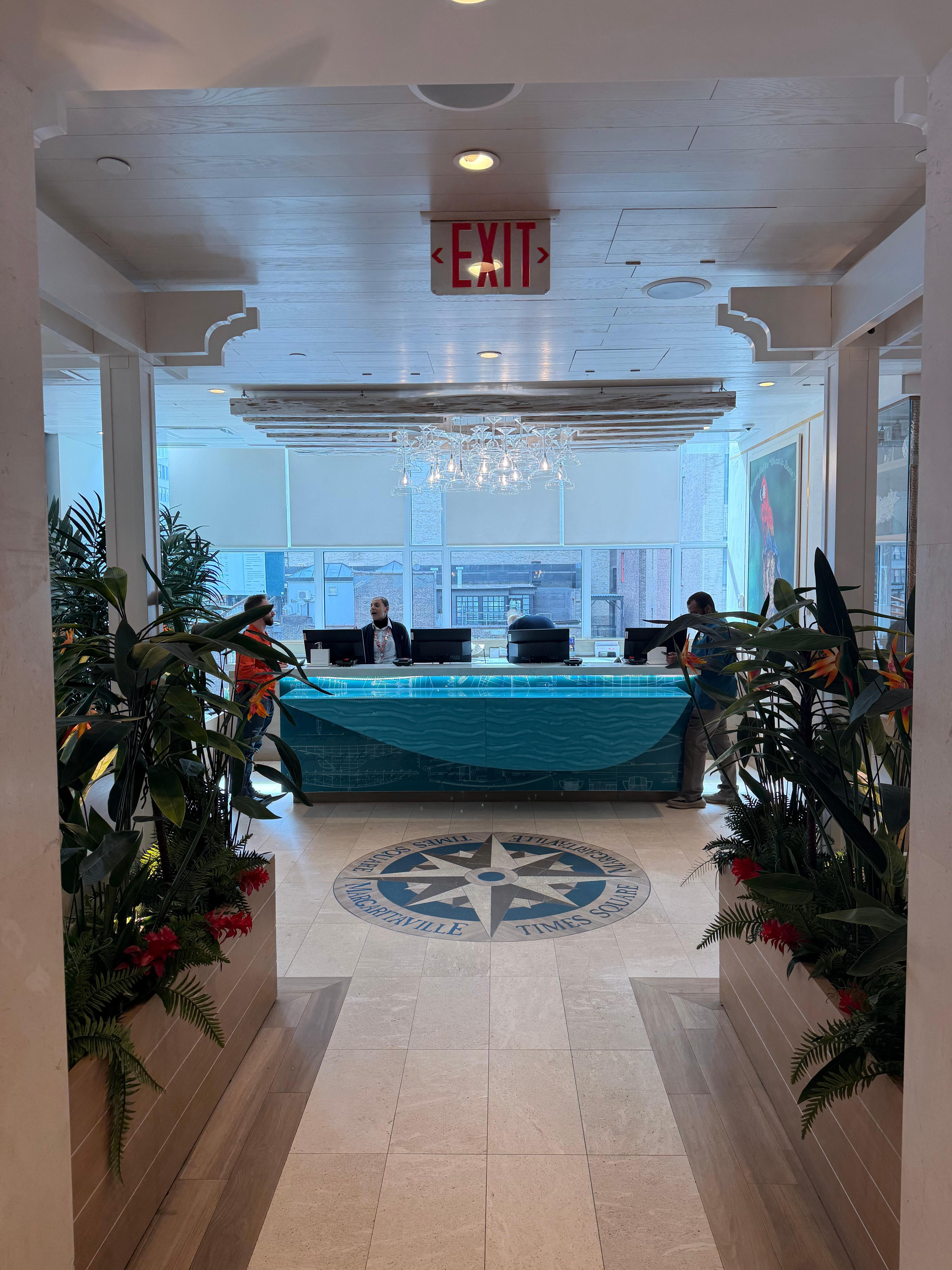 Check-in counter on the 7th floor 