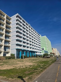 Back view of the hotel facing the ocean