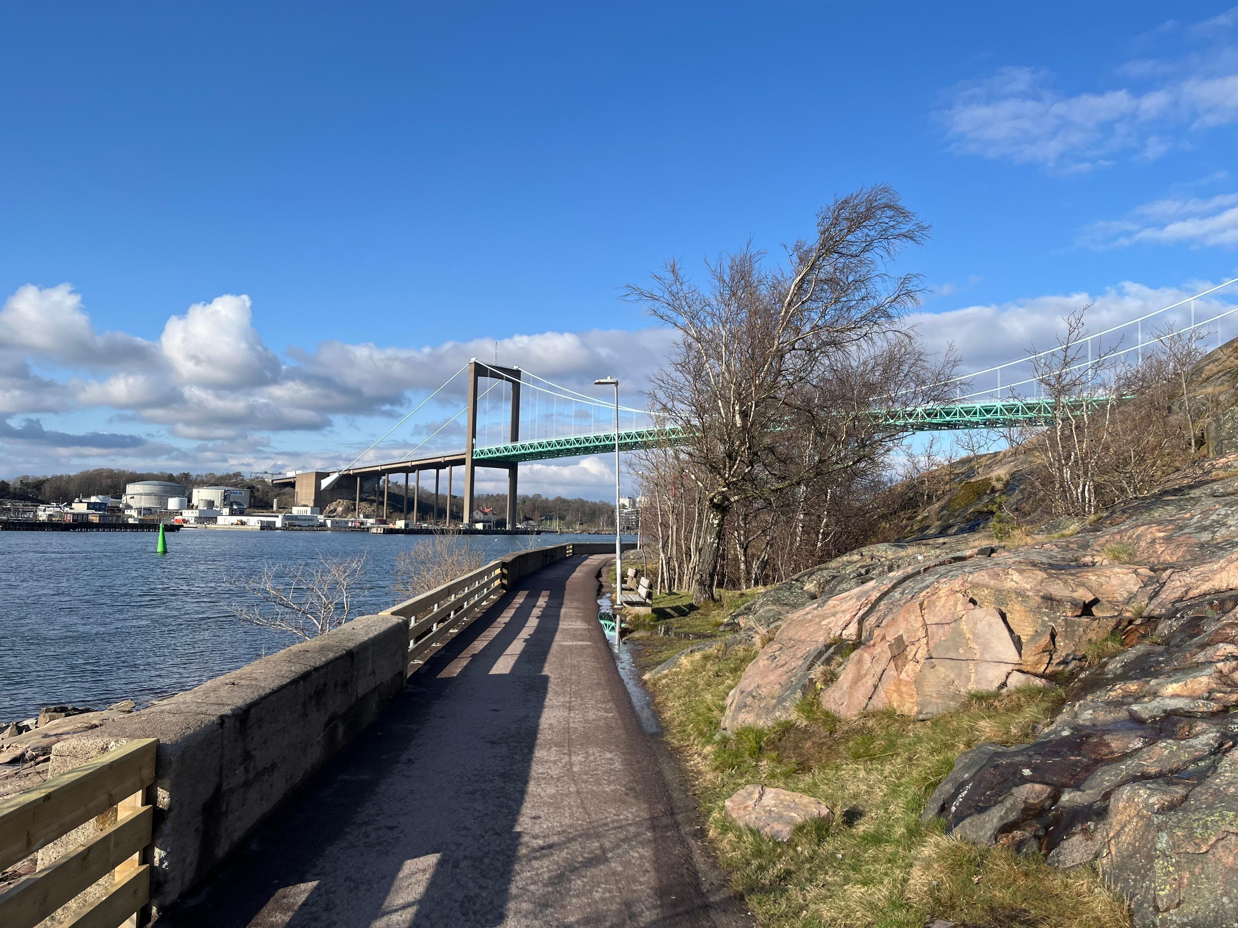 Promenad mot Älvsborgsbron