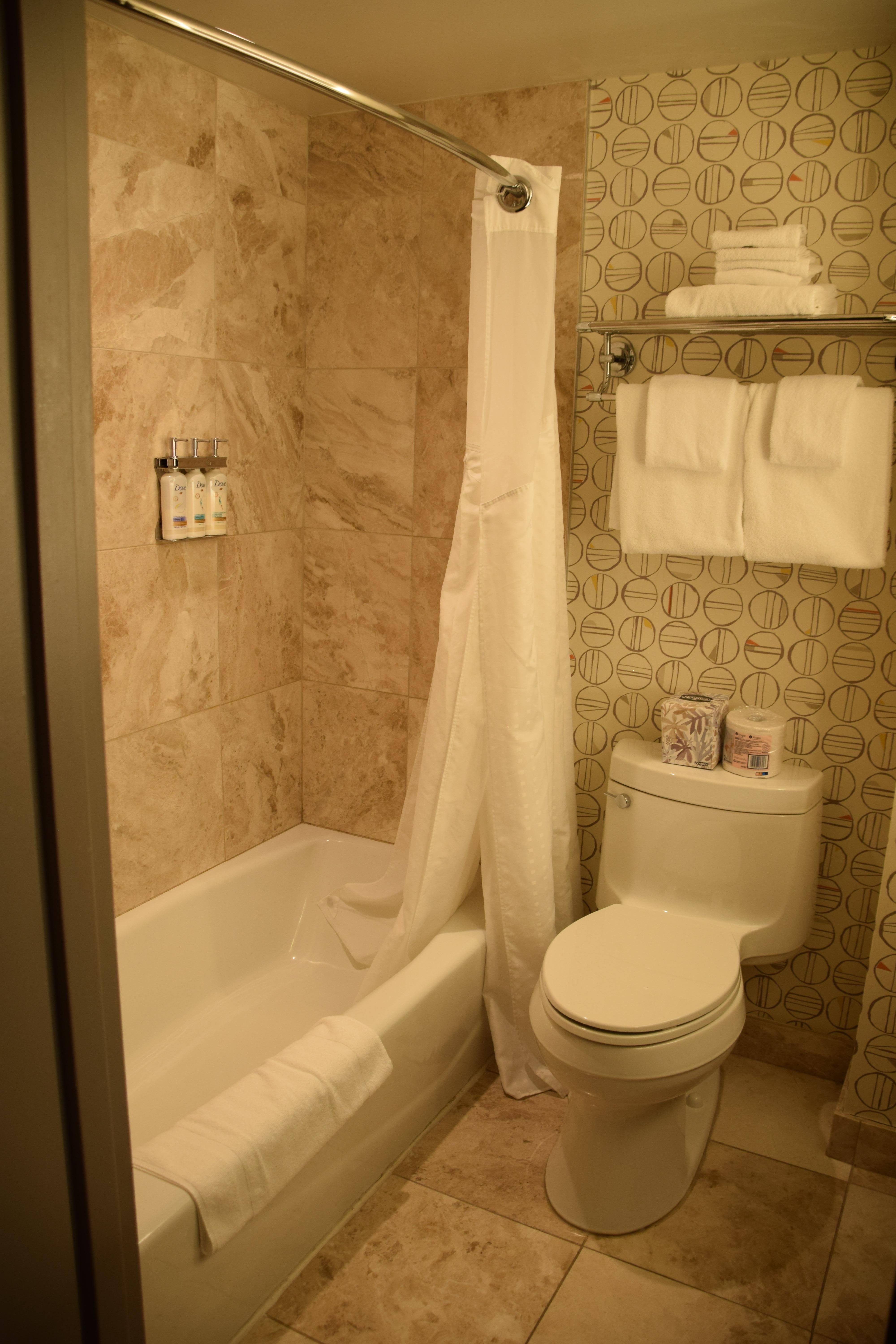 Belle salle de bain.