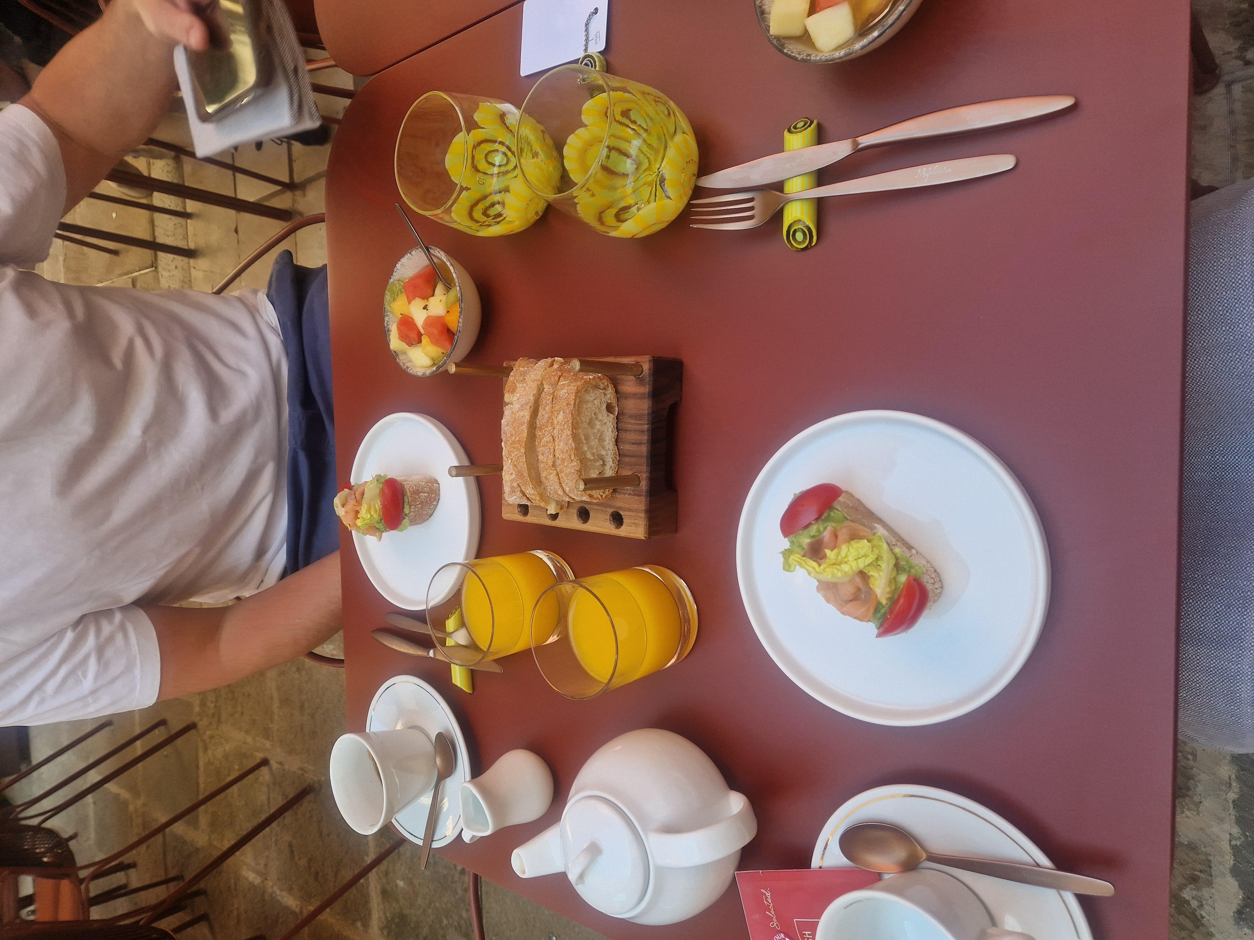 Lush breakfast