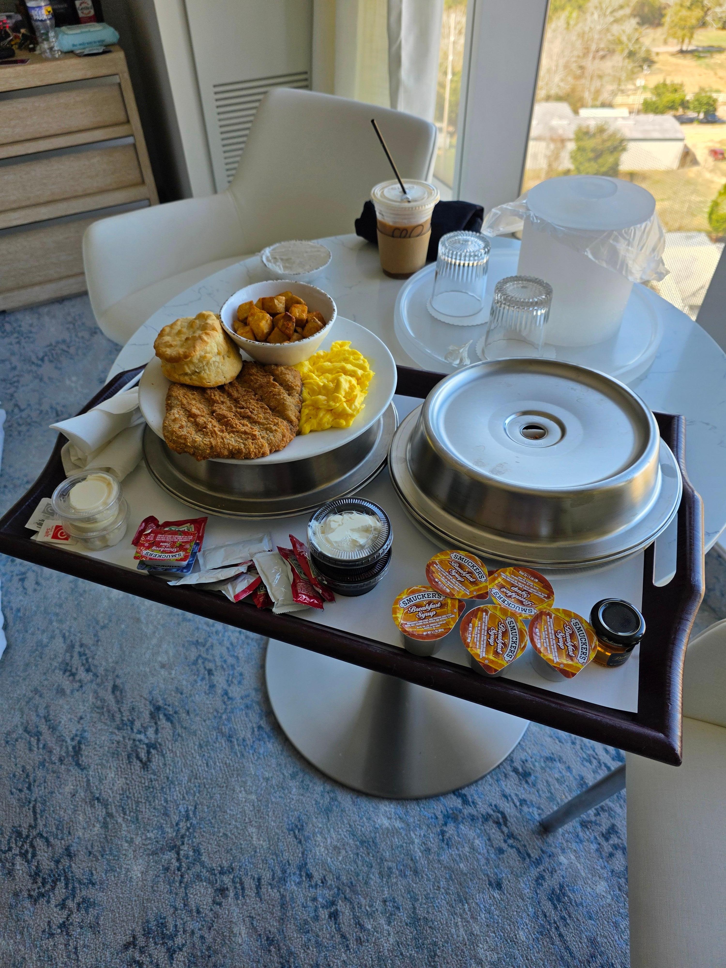 Under the Oaks breakfast 