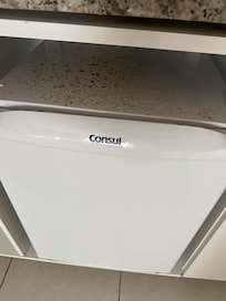 Eletrodoméstico todo enferrujado