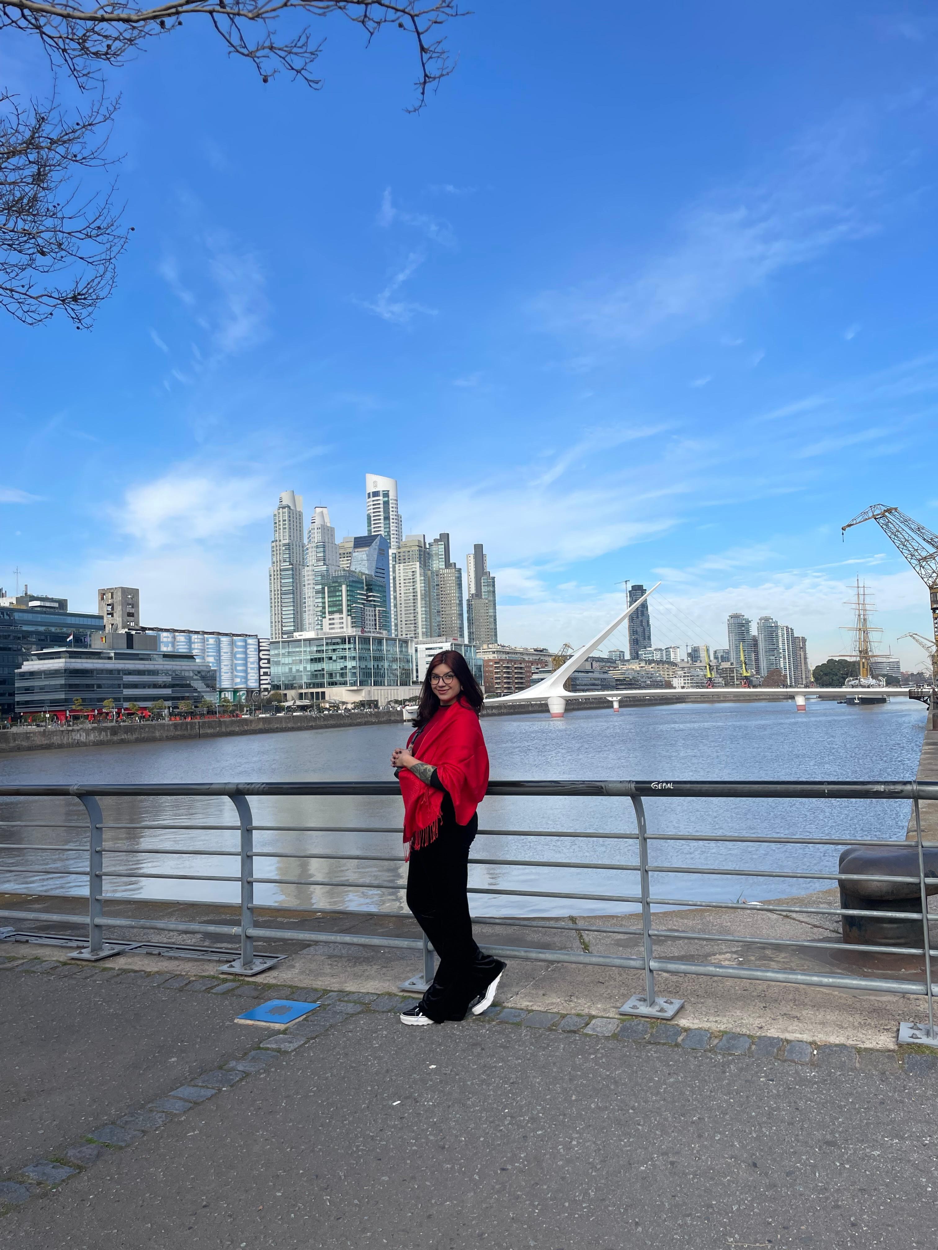 Puerto madero (da para ir caminhando)