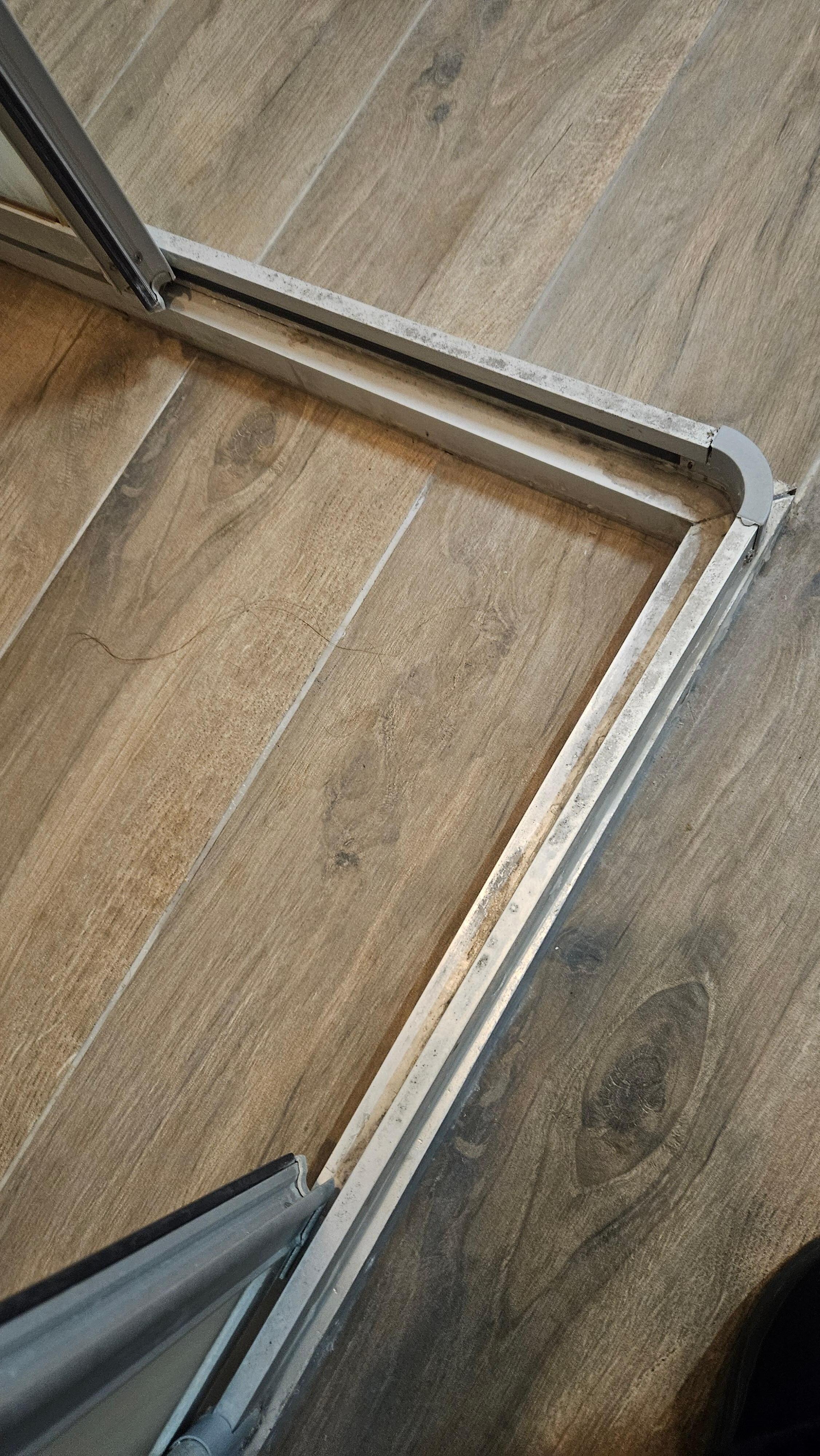 Veldig møkkete i dusjen