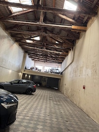 Parking garage