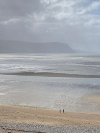 A zoomed in view looking towards the West beach.