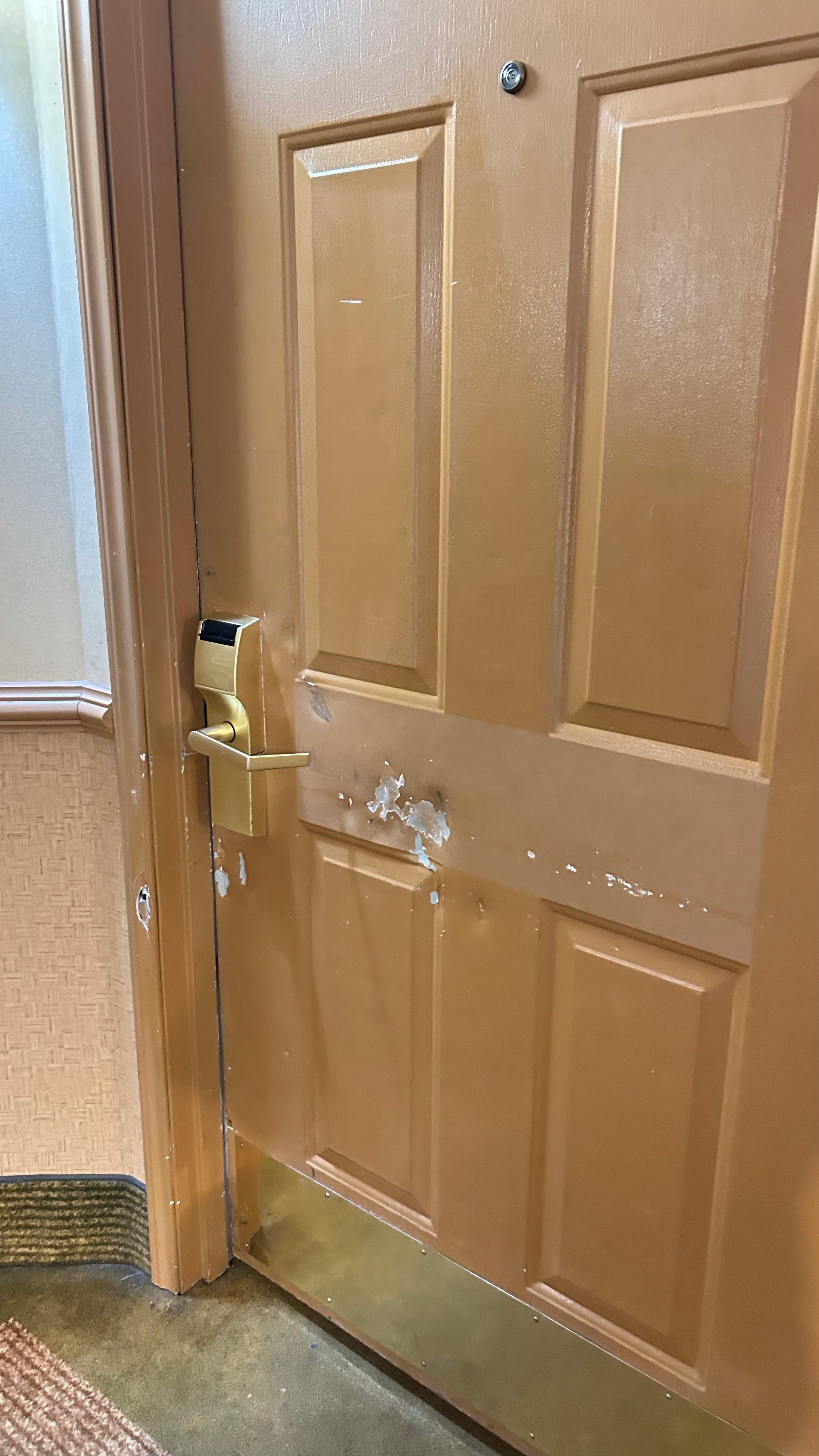 Most of the doors they look like this like someone tried to break in. I was scared to sleep and left in the middle of the night.