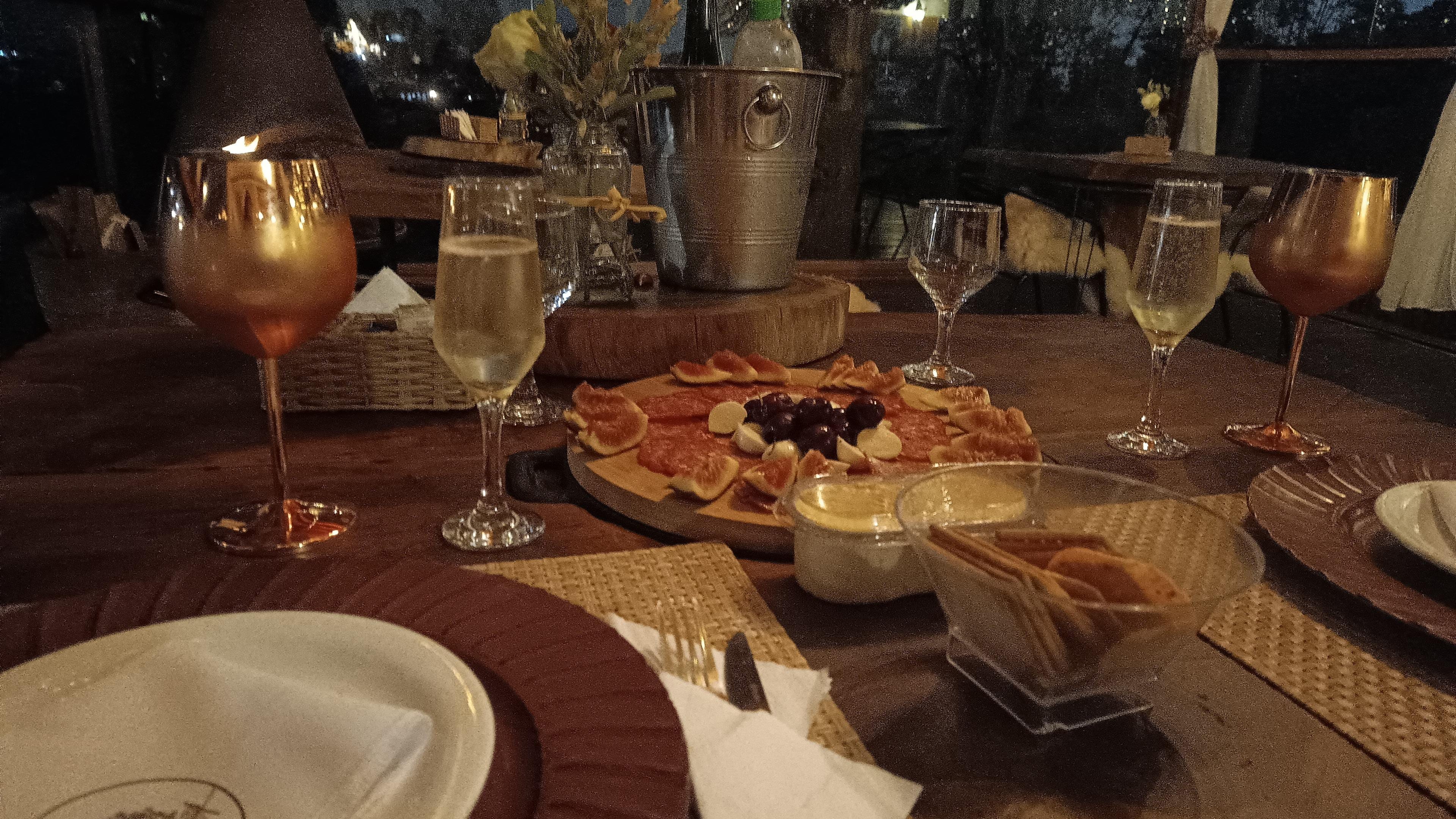 Recepção maravilhosa para comemorar 40 anos de casada.