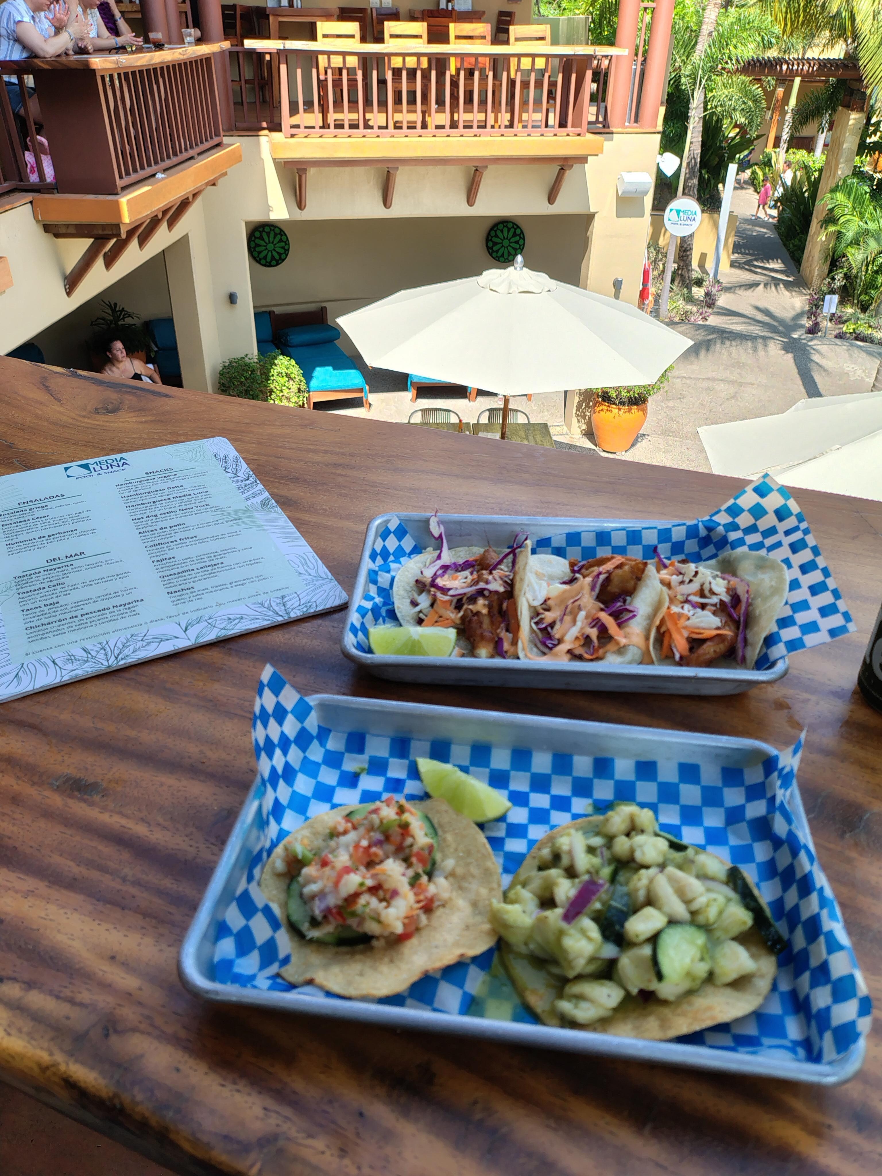 Cada tostada es platillo, pedi las dos juntas de una vez 
