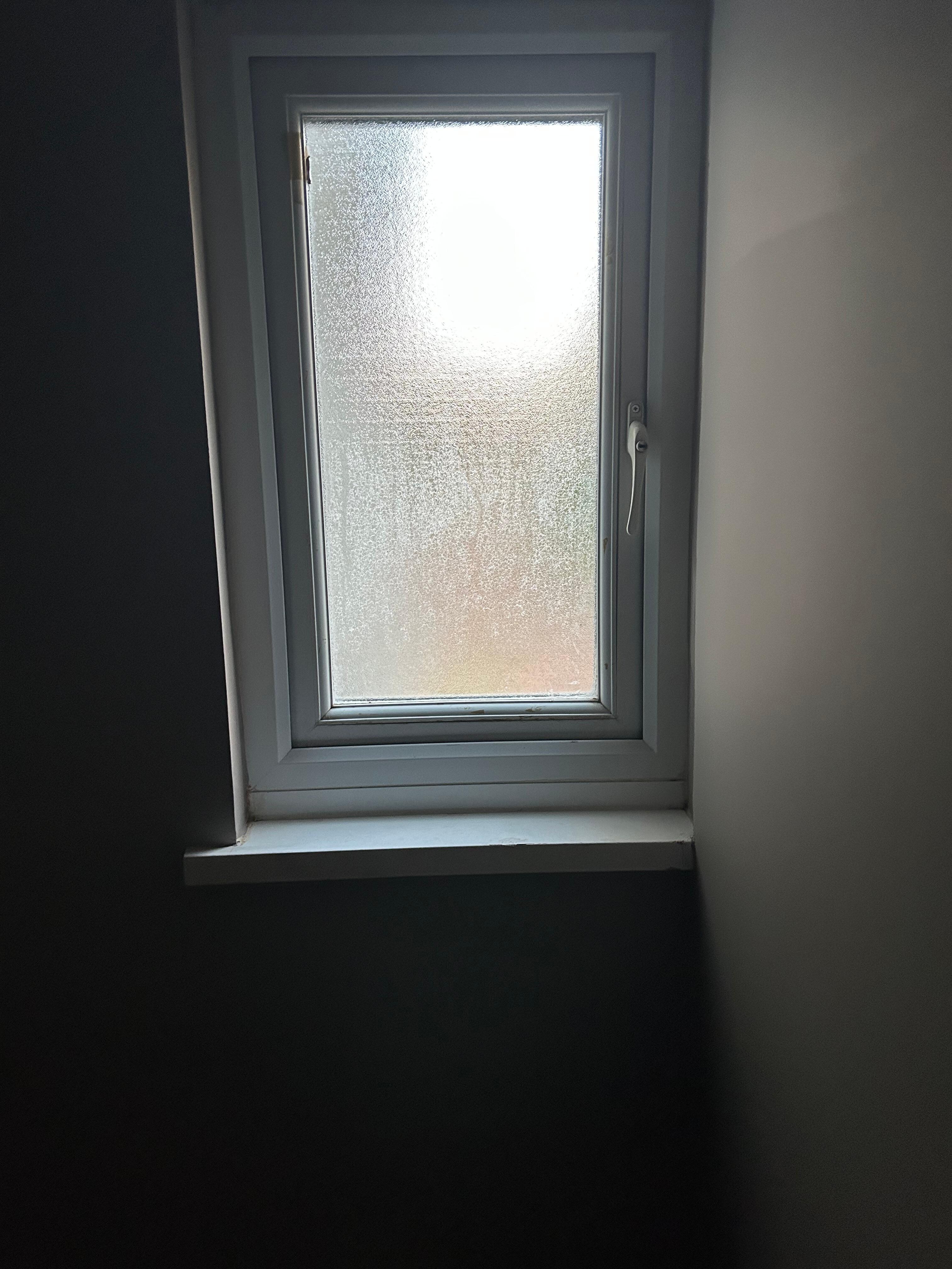 No curtains 