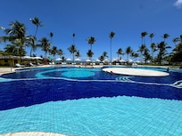 Piscina do hotel