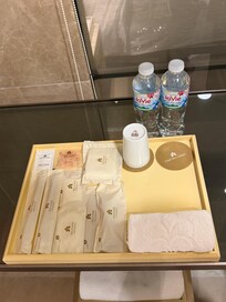 Toilet amenities