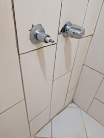 Missing hot water knob