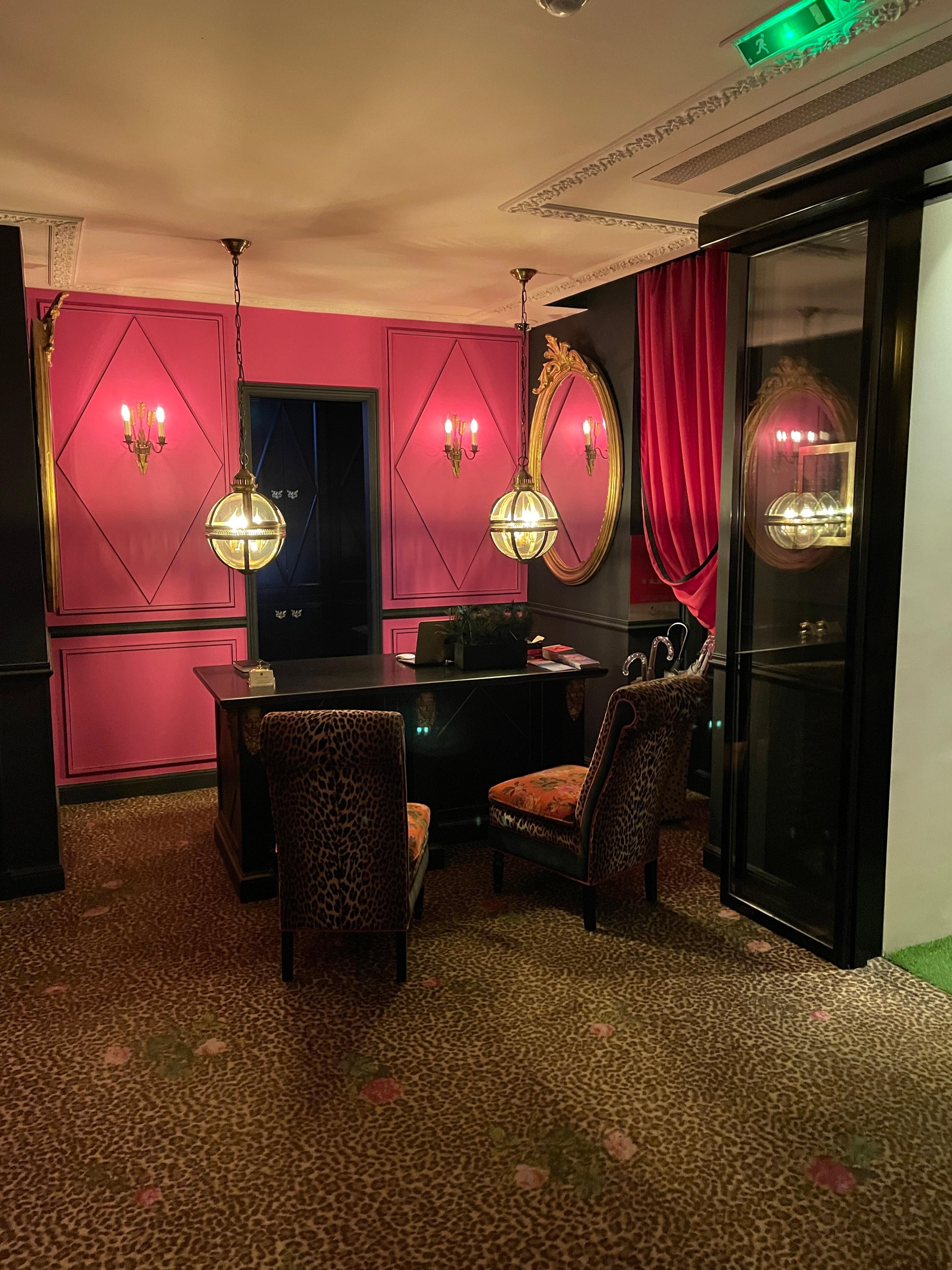 Book Hôtel de JoBo in Paris | Hotels.com
