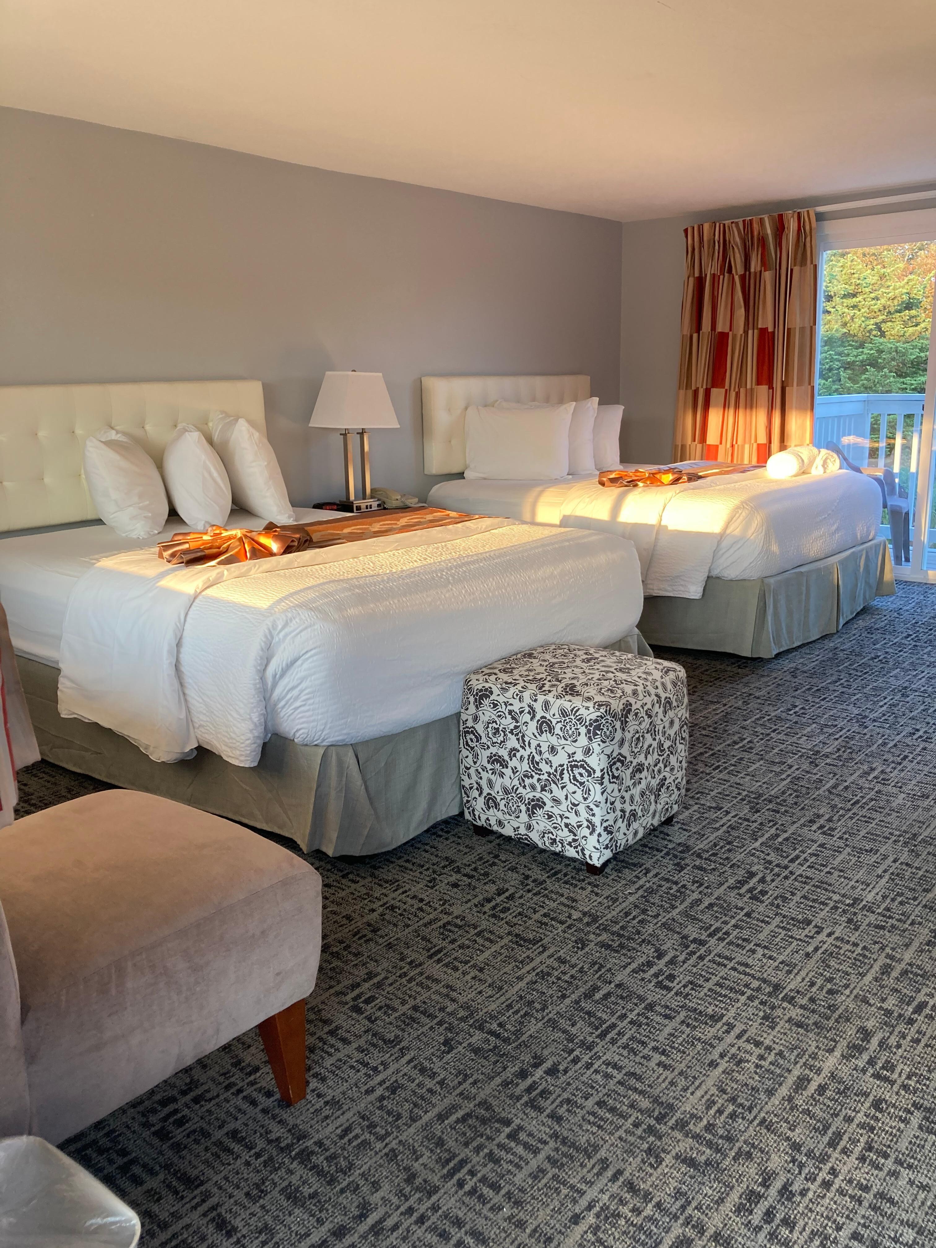 Book Cape Sands Inn in West Yarmouth | Hotels.com