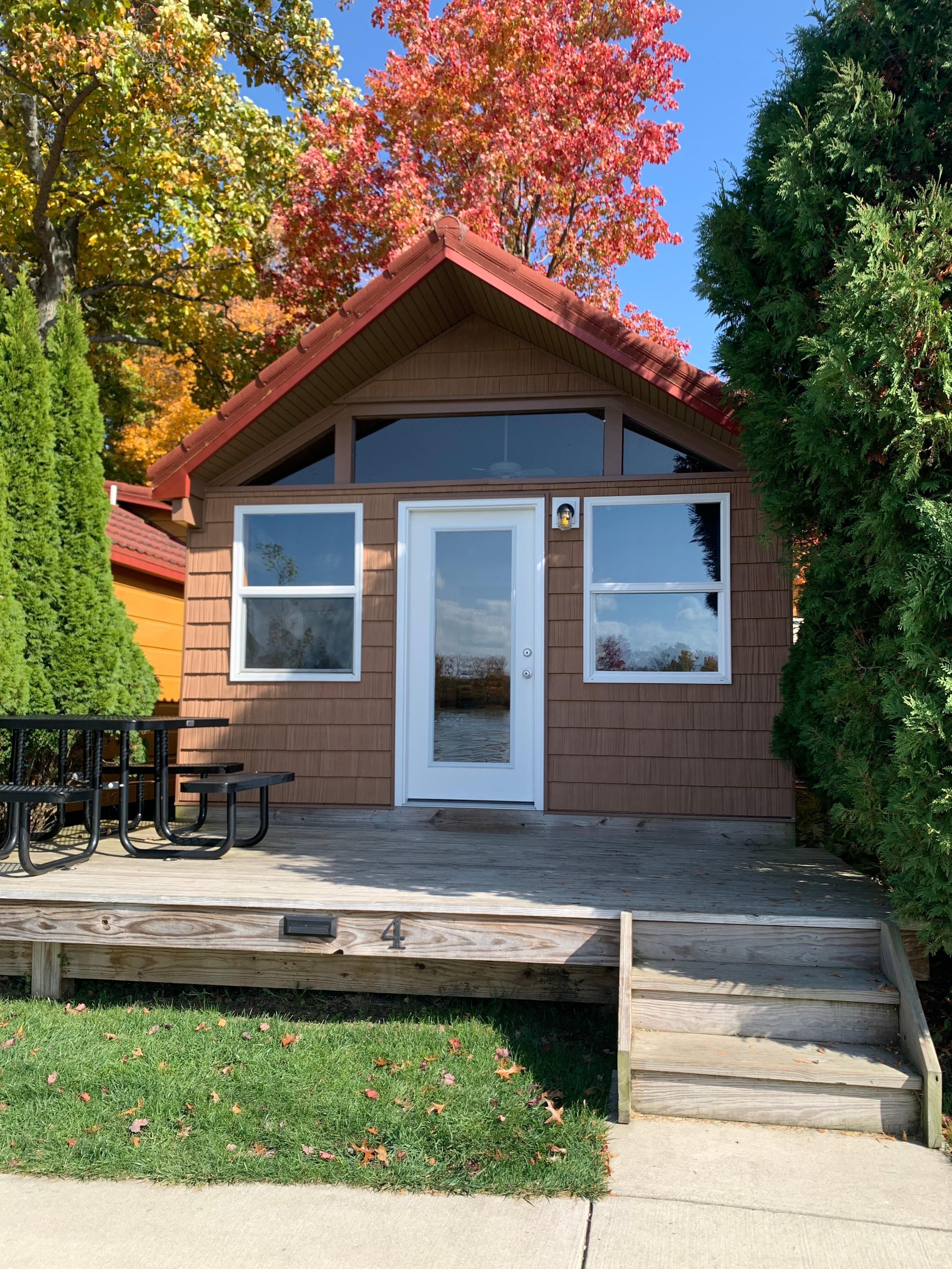 Edinboro Lake Resort Cabins Reviews, Deals & Photos 2023 - Expedia