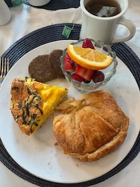 Delicious breakfast every day!