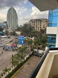 Nice view of the city. Nice to get a feel of things.