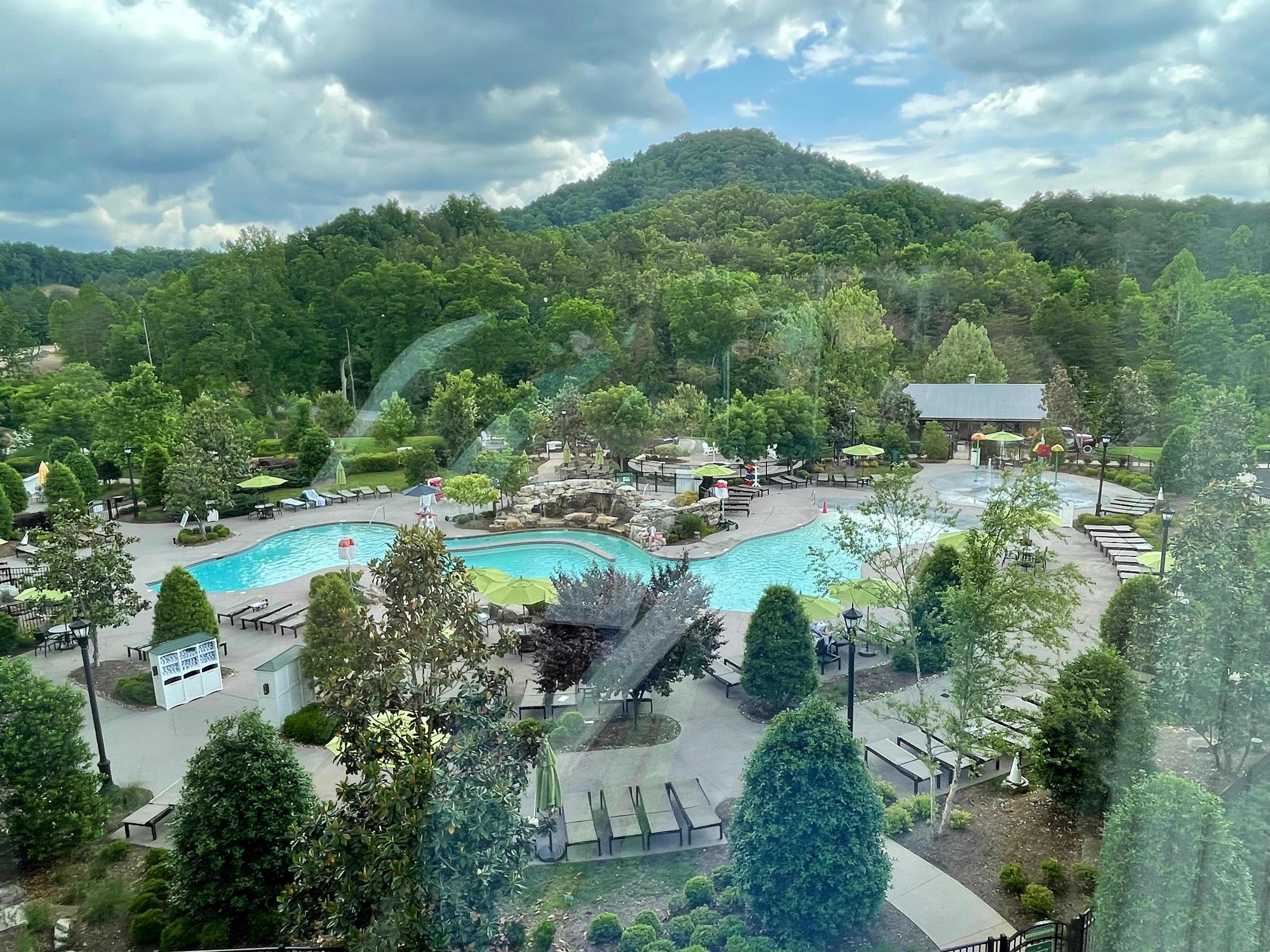 Dollywood's DreamMore Resort: 2022 Room Prices, Deals & Reviews ...