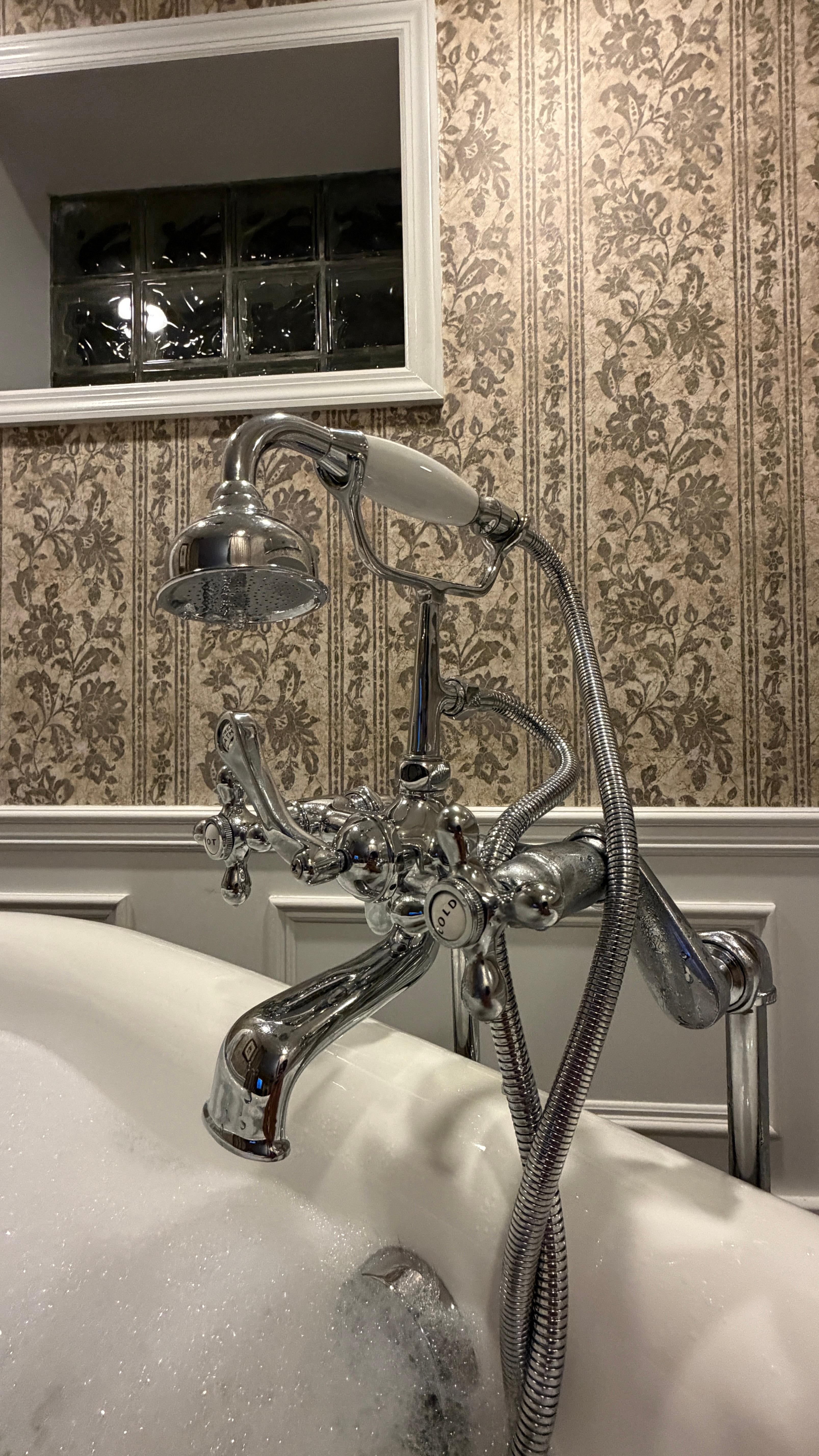 Old school tub decor