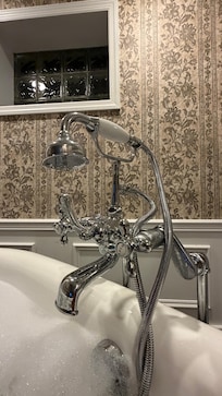 Old school tub decor