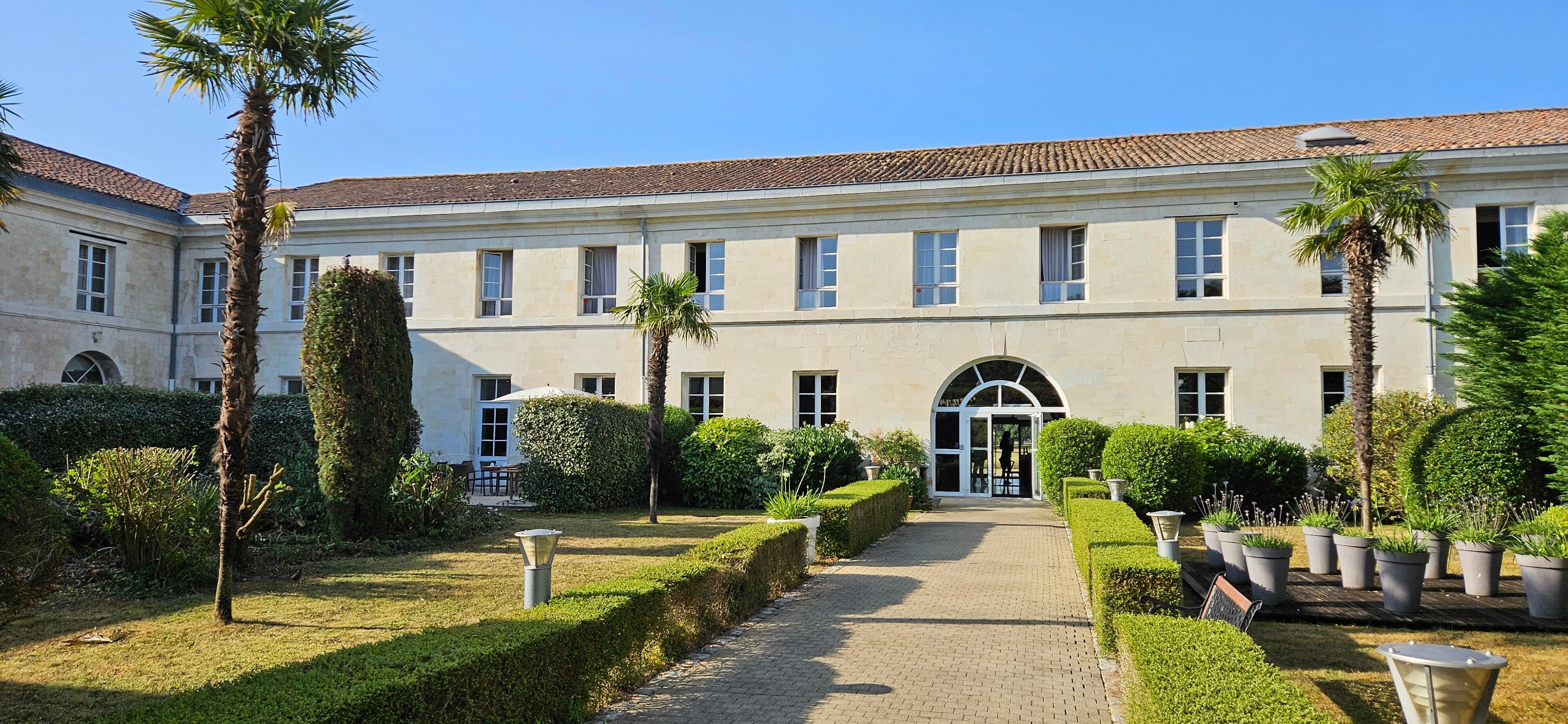 façade côté quai