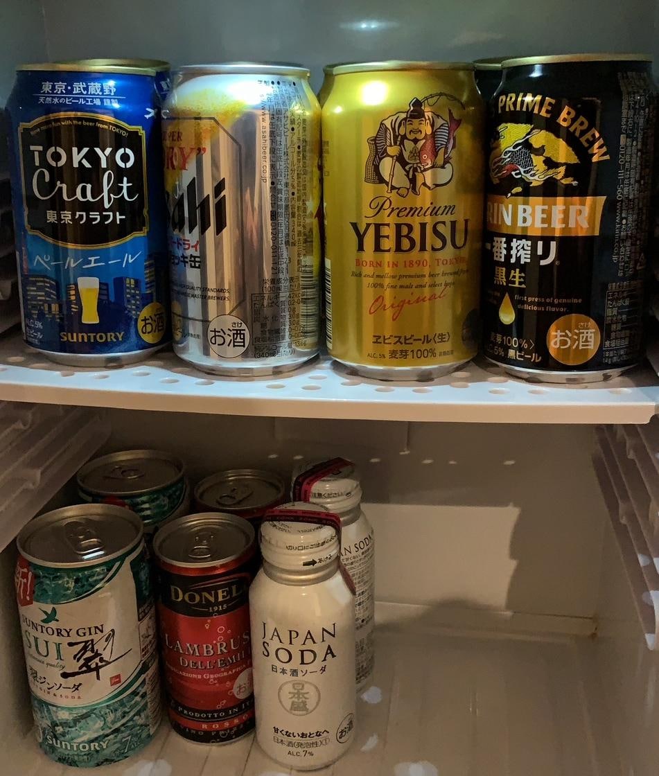 お部屋の冷蔵庫のアルコールもウェルカムドリンク…サービスのよさにただただ驚くはかり