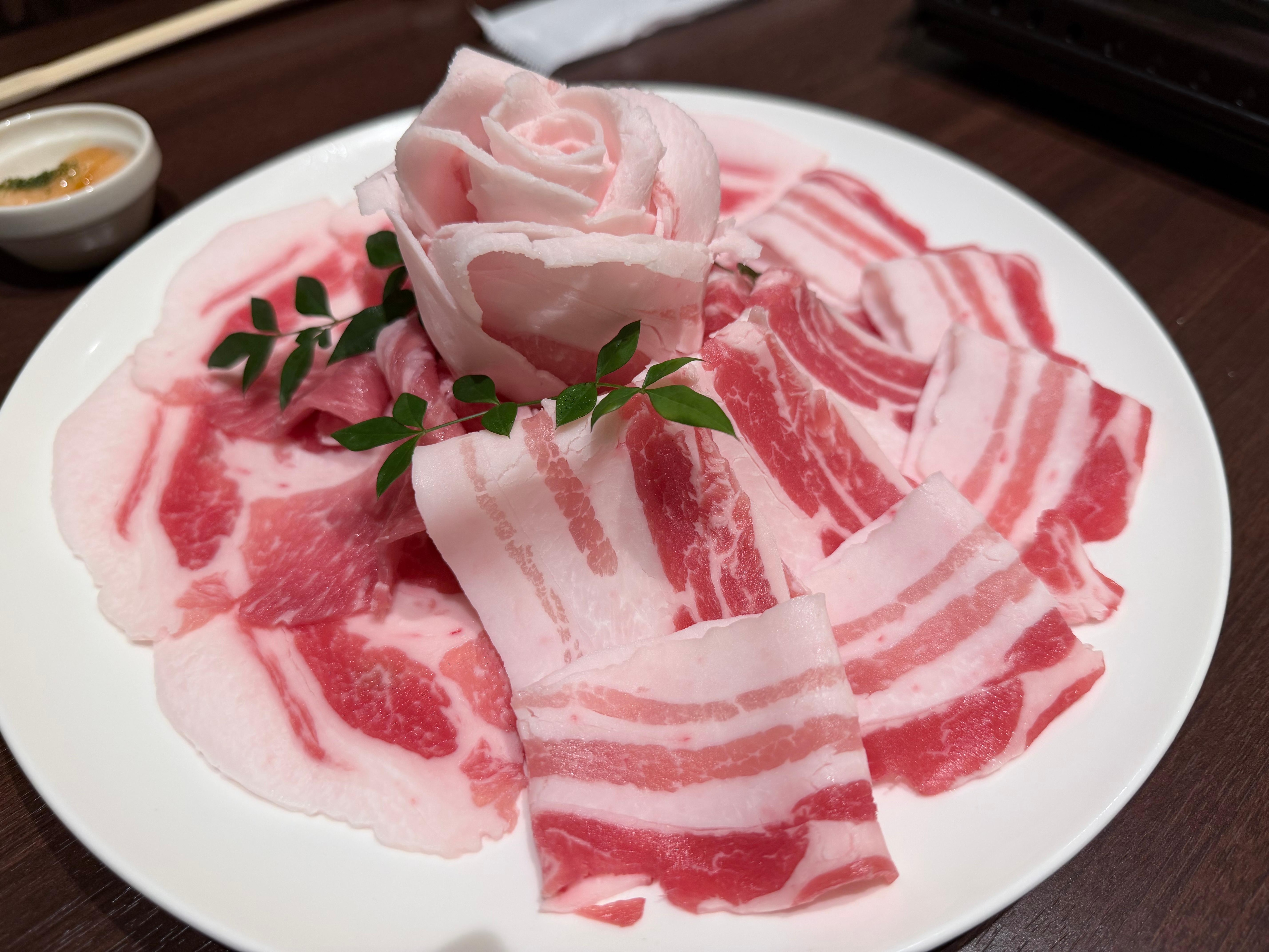 夕食食べ放題しゃぶしゃぶ