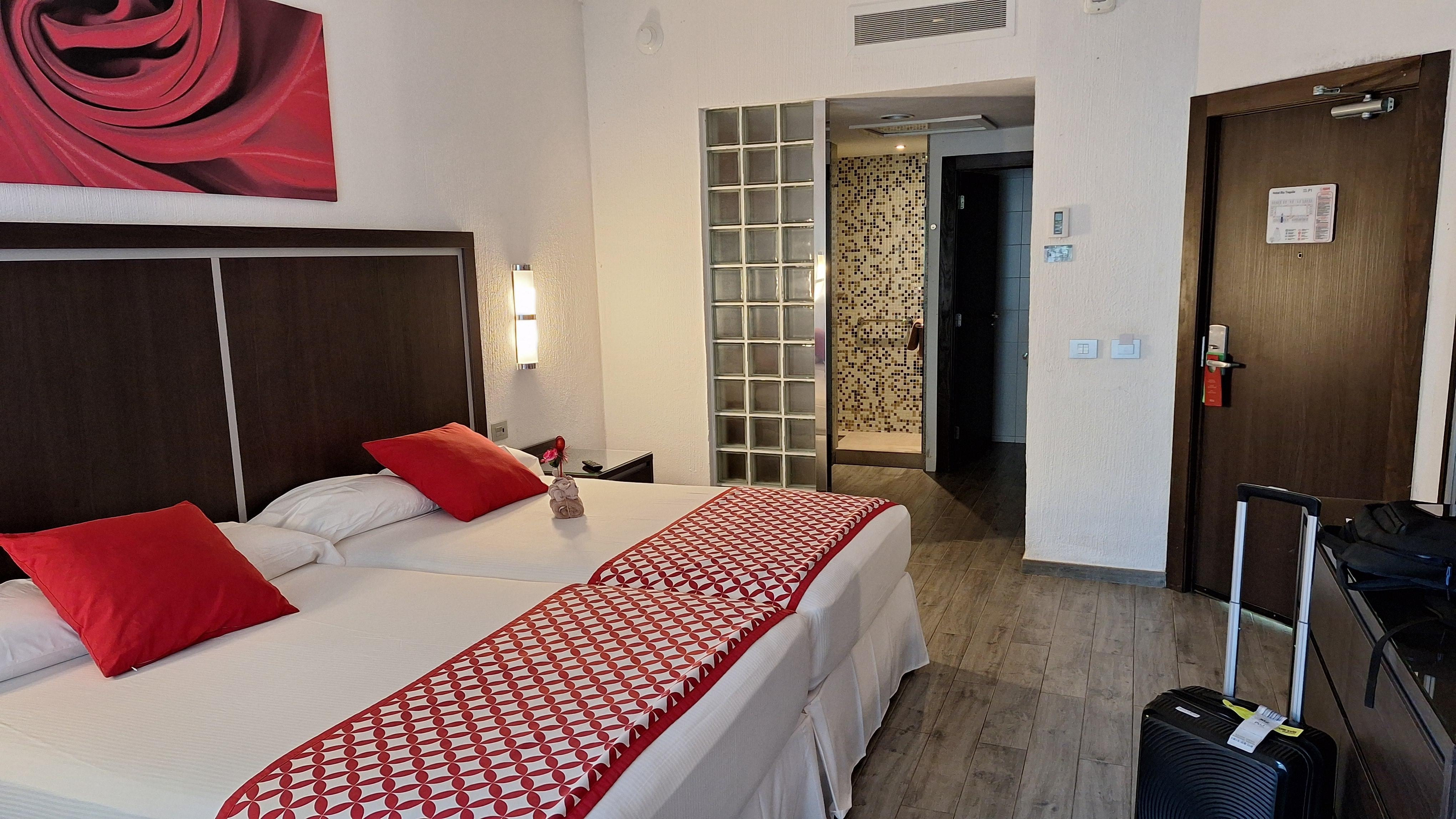 Mi habitación... 27xx