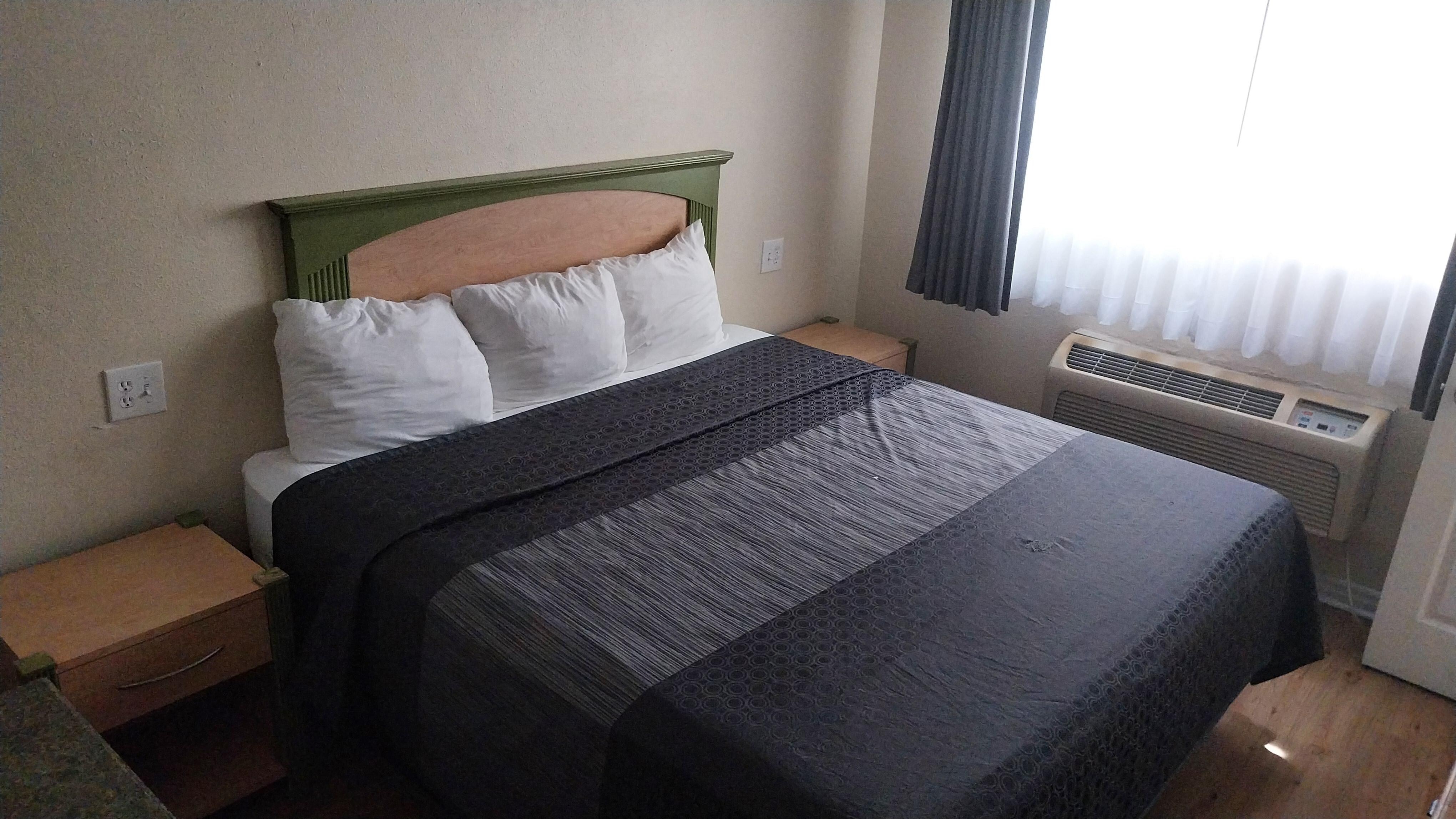 Full-sized bed with firm mattress and good sheets. 