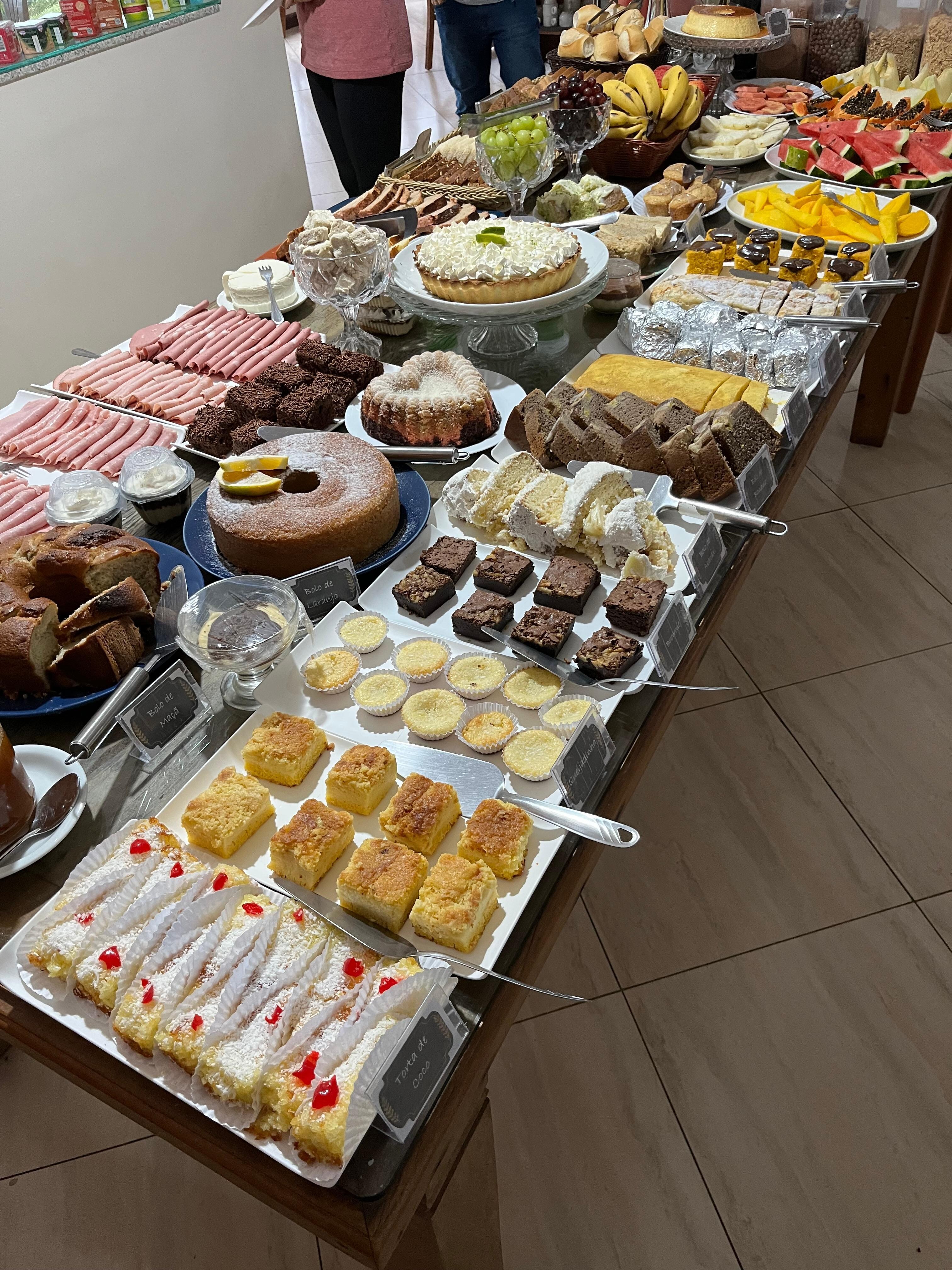 Café da manhã. Não tirei foto dos salgadinhos
