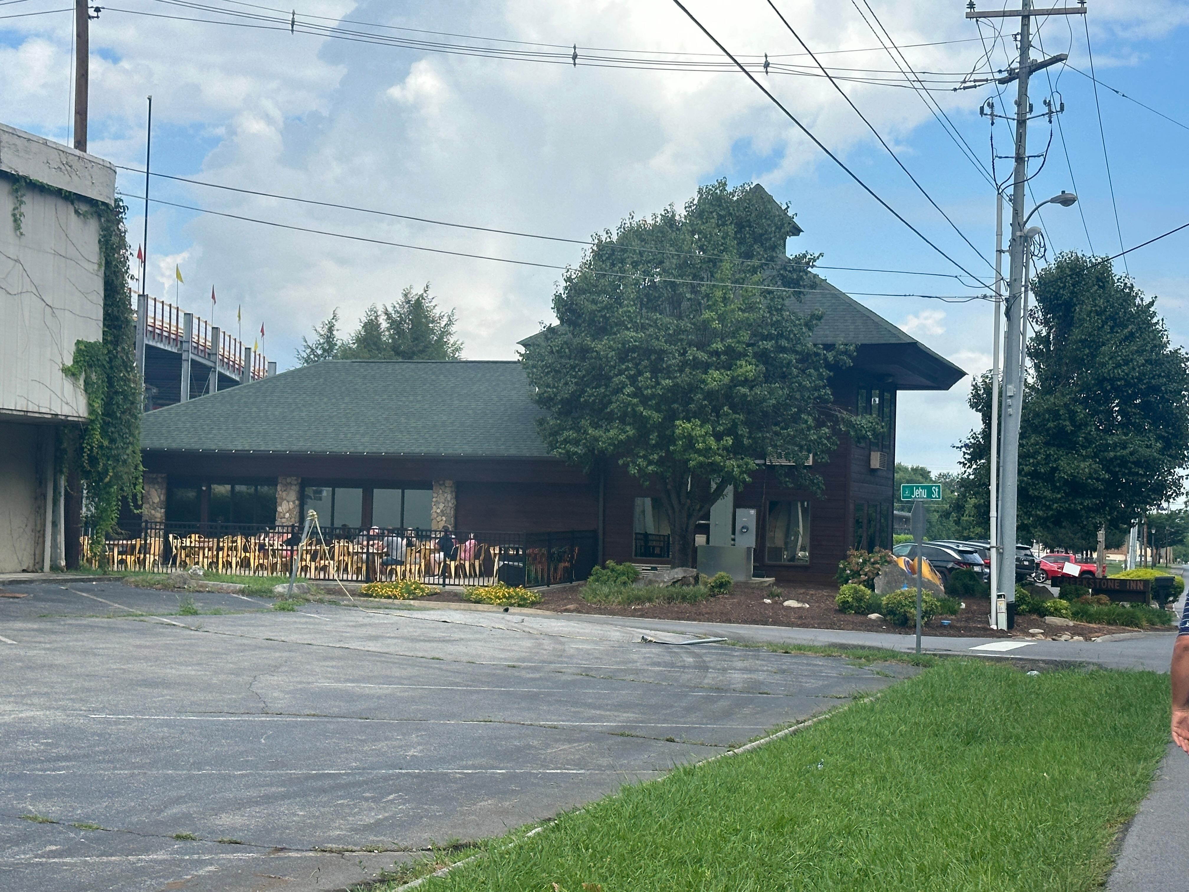 Hotel lobby with large breakfast area. Indoor and outdoor breakfast seating 