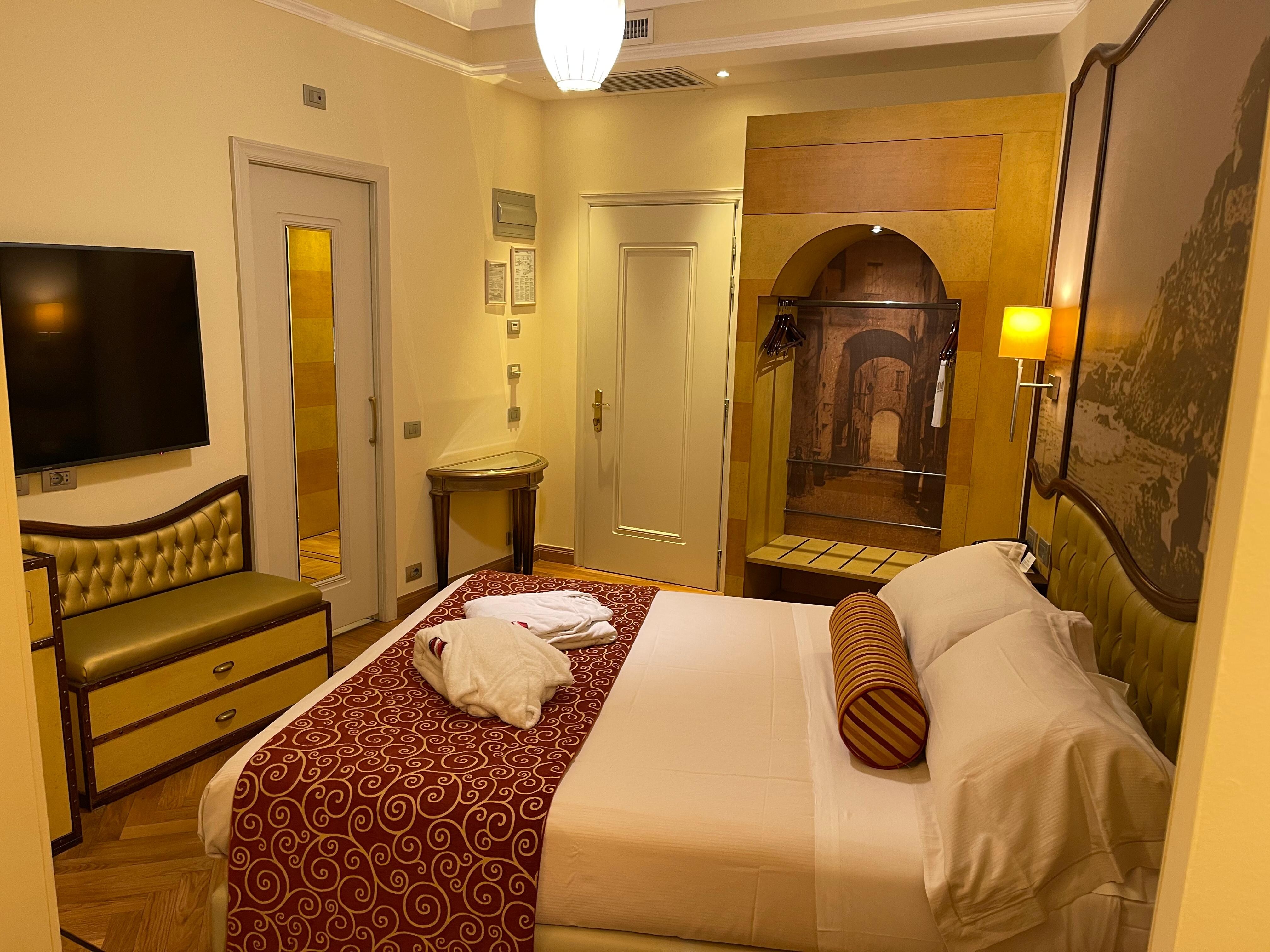 Grand Hotel Savoia in Genoa: Find Hotel Reviews, Rooms, and Prices on ...