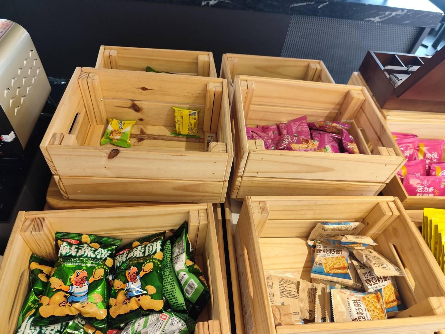 餅乾自取區