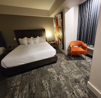 Bed & pillows comfortable