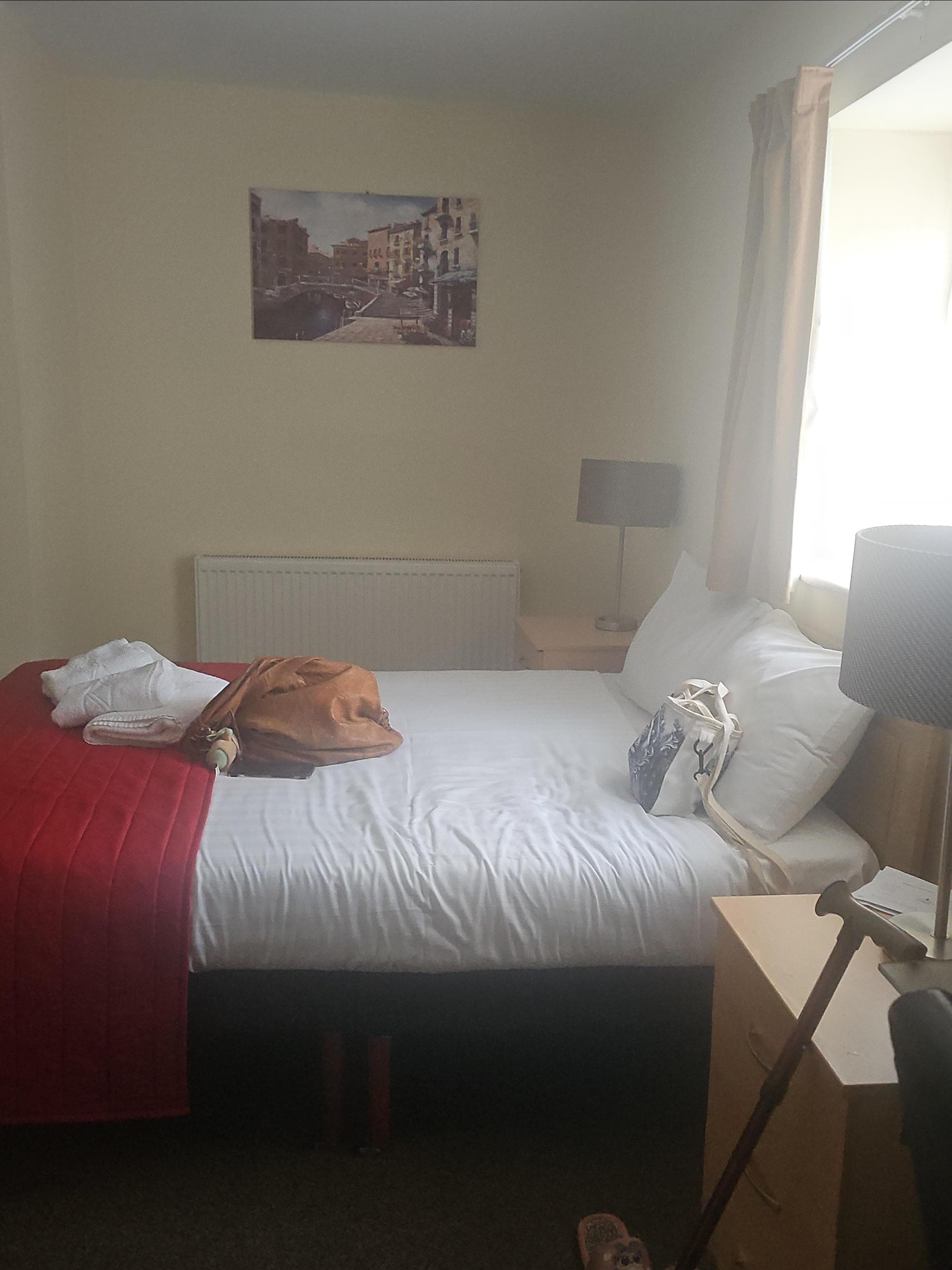 Nice bed bit cold in room was was give a heater