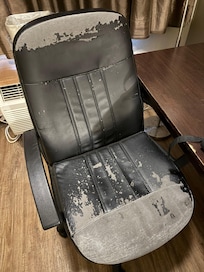 Lovely chair to want to sit in and work.